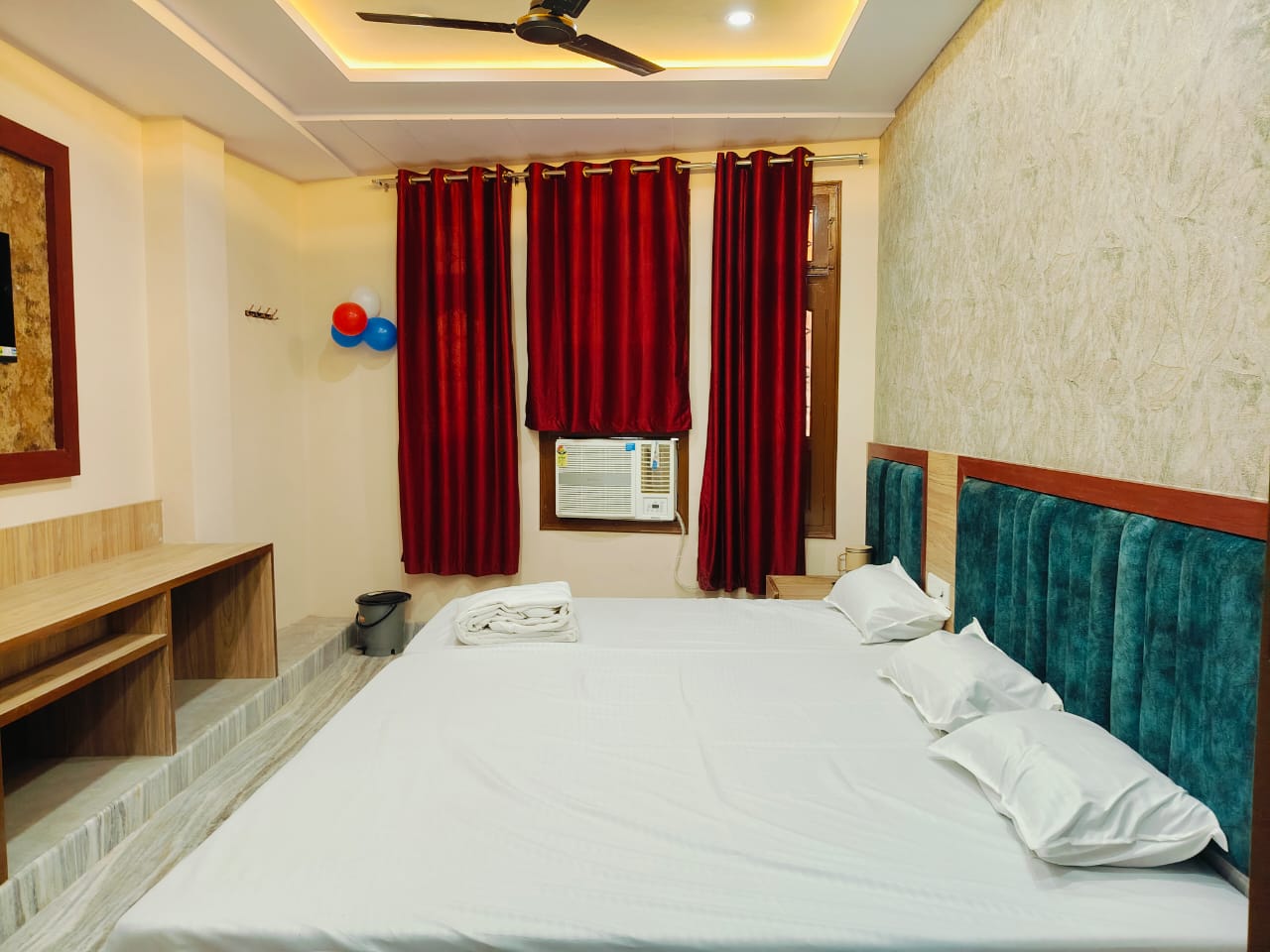 Shri kashi yatri ashram Varanasi - Reviews, Photos & Offer