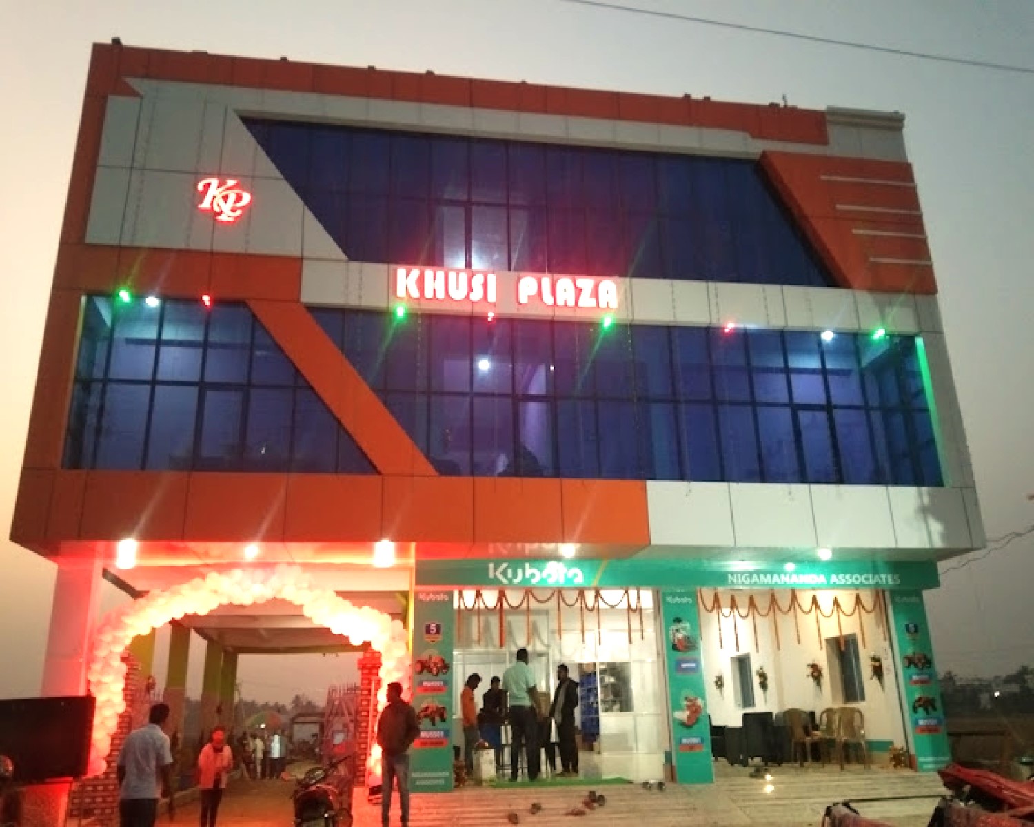 Khusi Plaza, Jaleswar 𝗕𝗢𝗢𝗞 Balasore Hotel