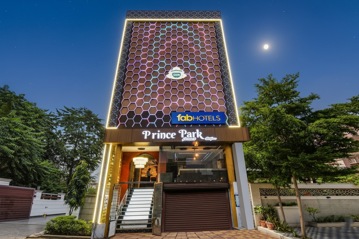 FabHotel Prince Park - Nr. Sajra Fort 𝗕𝗢𝗢𝗞 Vellore Hotel