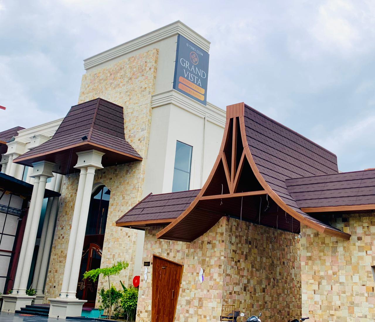 GRAND VISTA HOTEL 𝗕𝗢𝗢𝗞 Sangrur Hotel