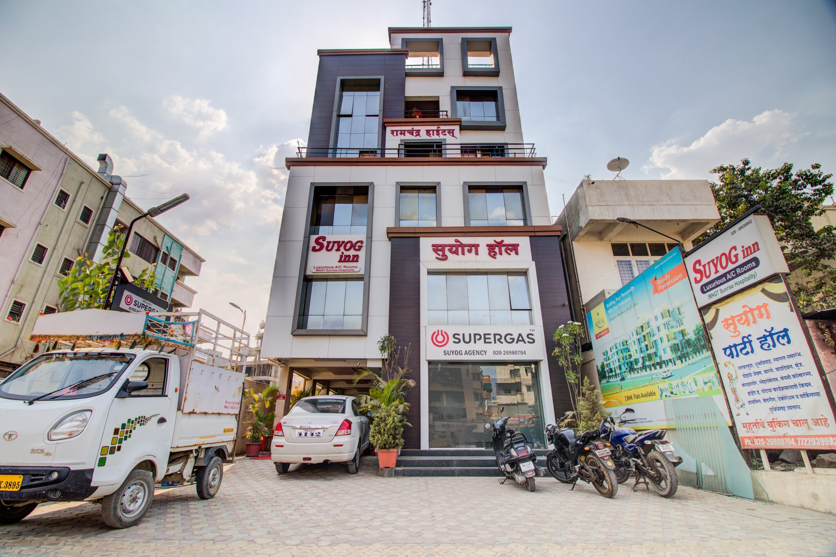 Hotel O Suyog Inn 𝗕𝗢𝗢𝗞 Pune Hotel