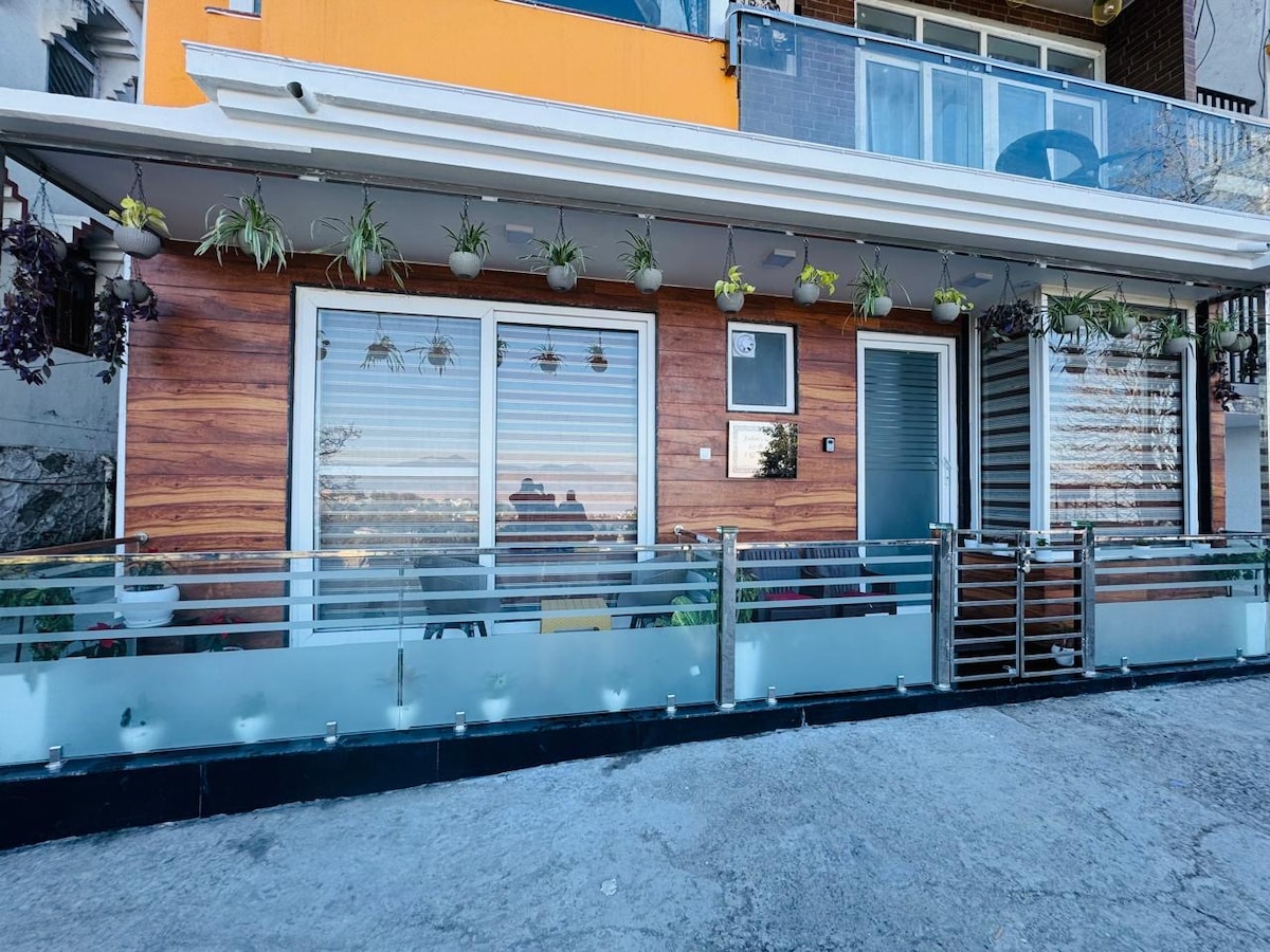 Amenities of Fahm s Cottage 3BHK