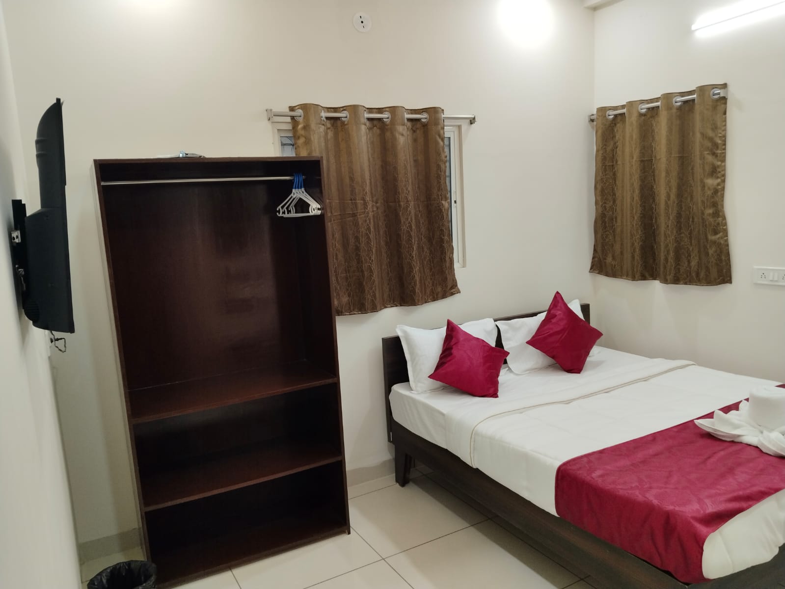 Hotel Shiv Parvati Ujjain - Reviews, Photos & Offer