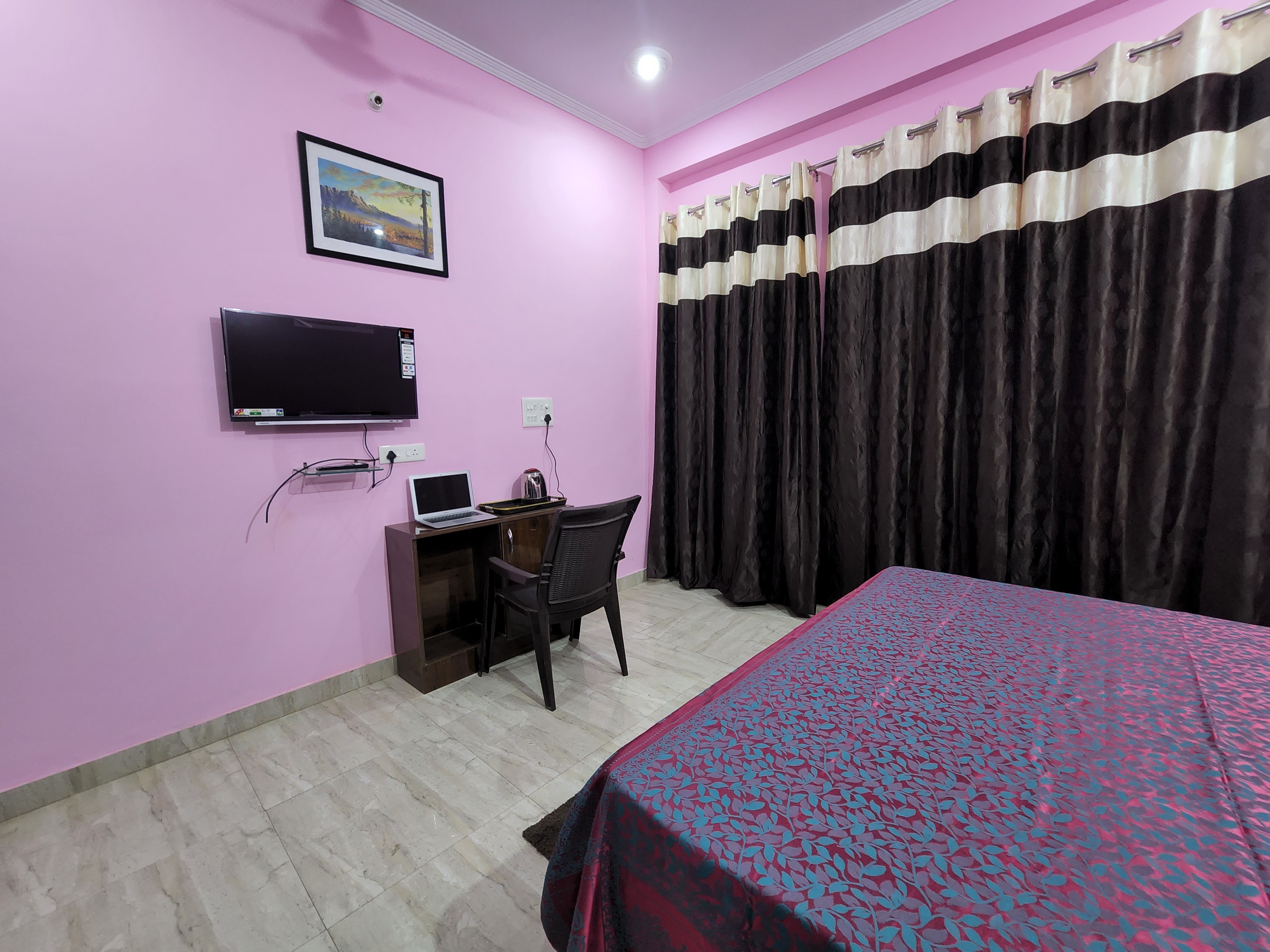 Daksh HomeStay 𝗕𝗢𝗢𝗞 Haridwar Homestay