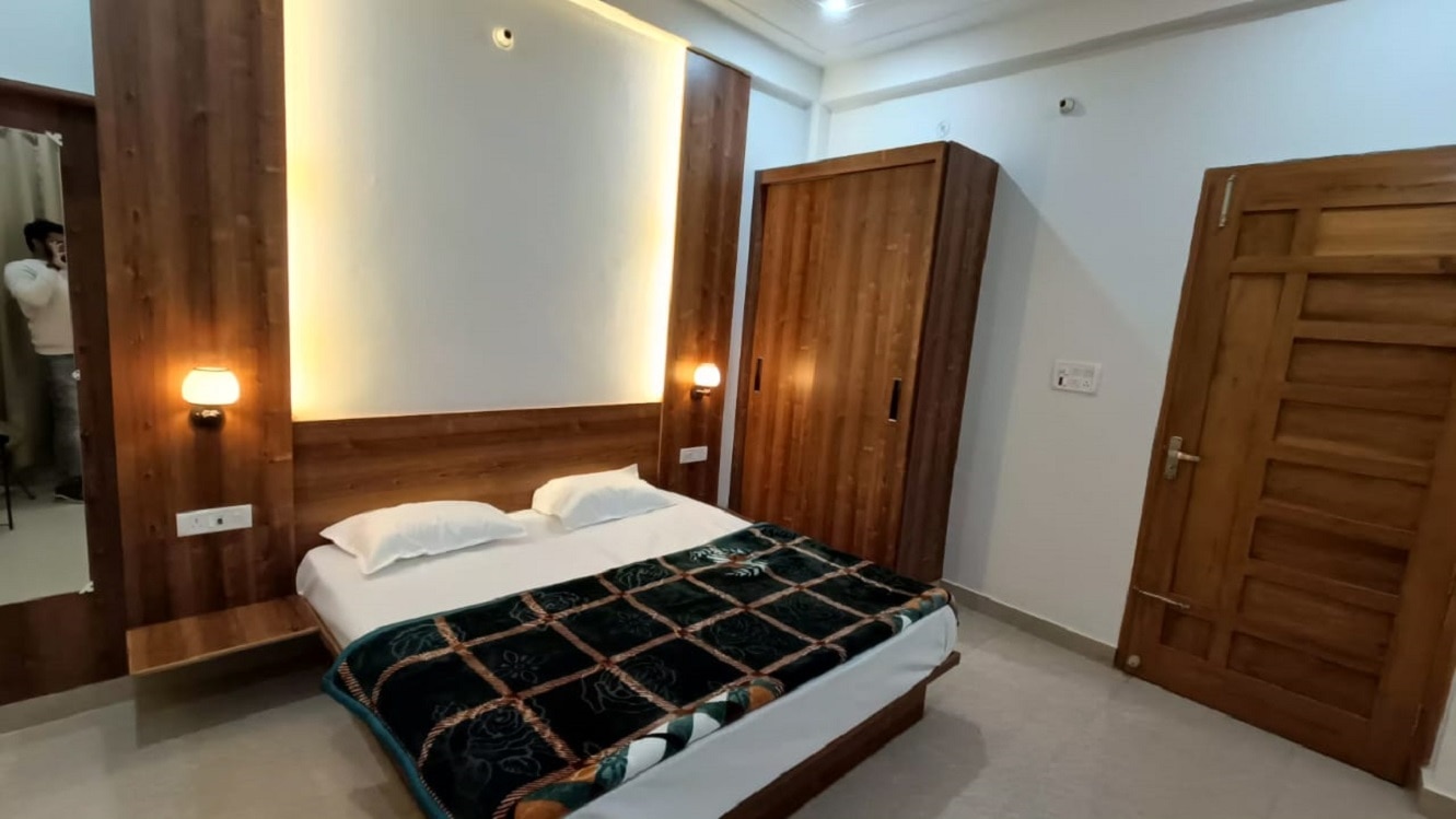 HOMLEE AYODHYA 𝗕𝗢𝗢𝗞 Ayodhya Homestay