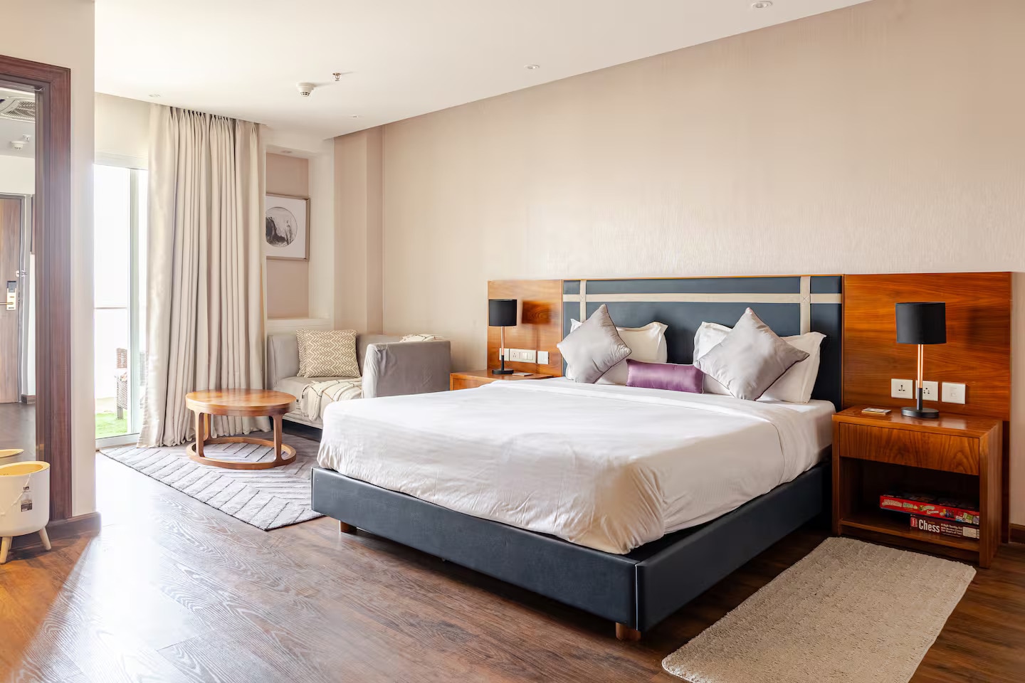 Premium Studio @ Element One Mall with Kitchen & WiFi 𝗕𝗢𝗢𝗞 Gurgaon ...