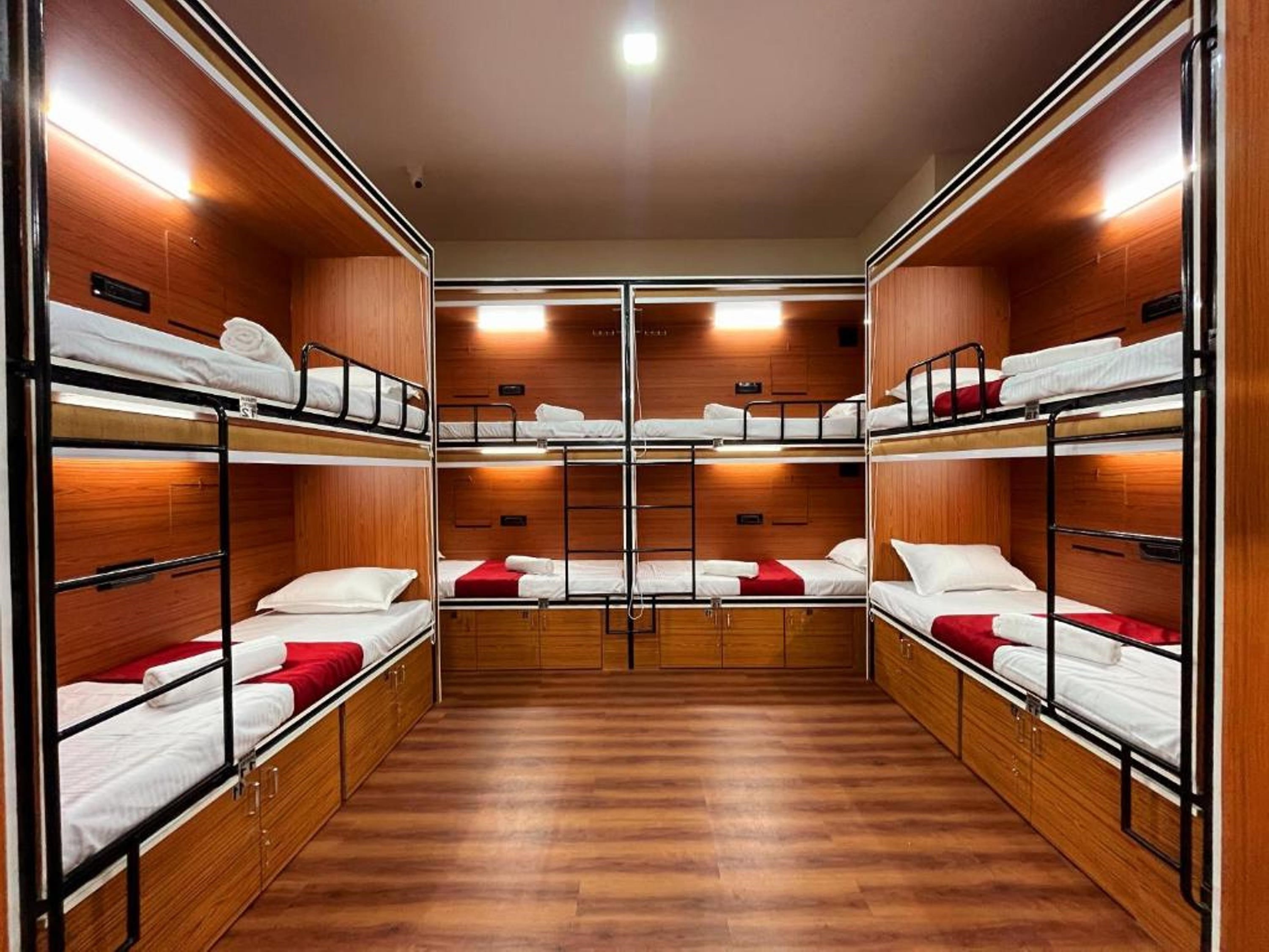 Photos of Rahul AC Dormitory (Boy's & Girls) - Hostel in Navi Mumbai