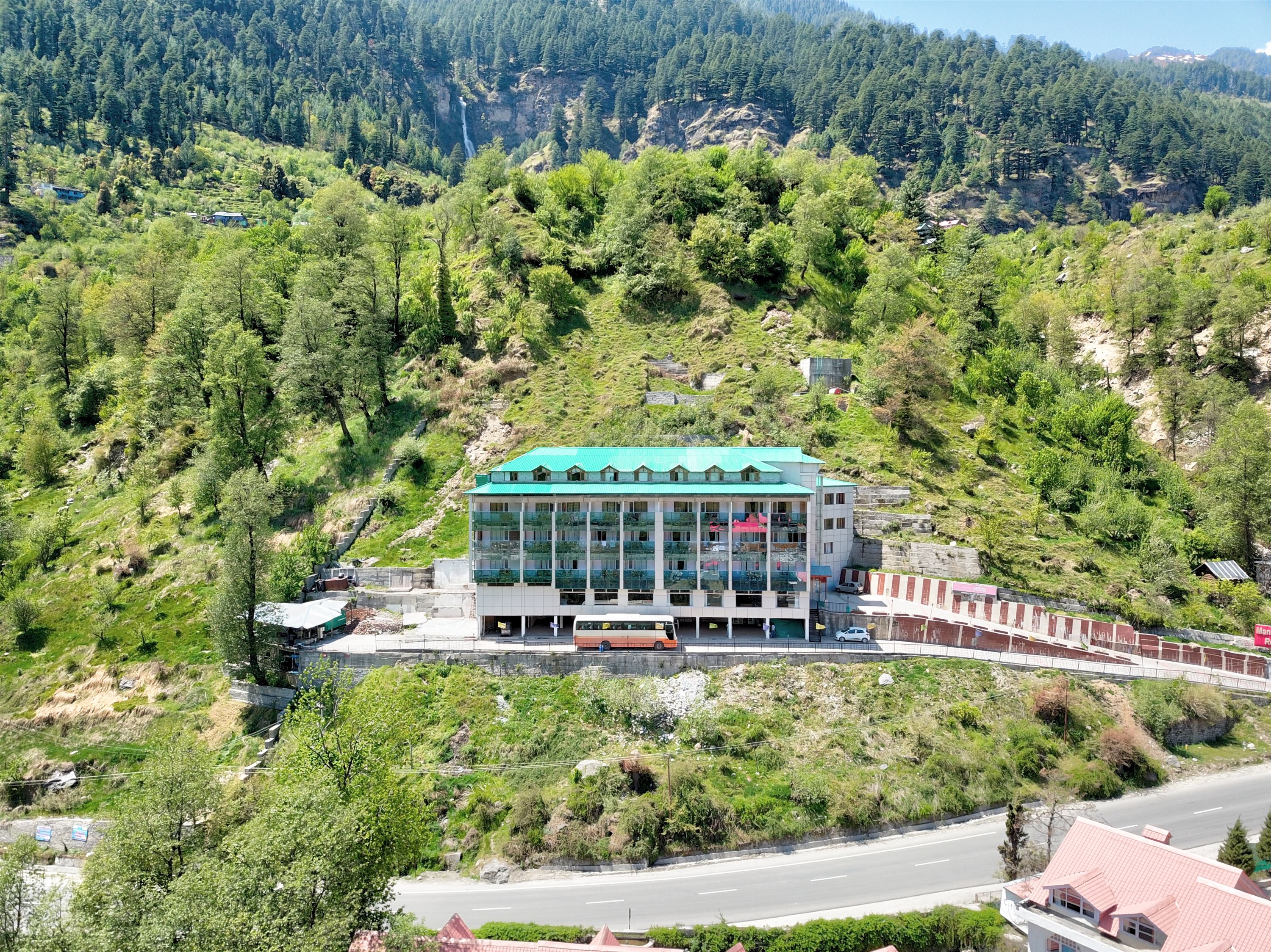 Manali Valley Resorts Manali - Reviews, Photos & Offer