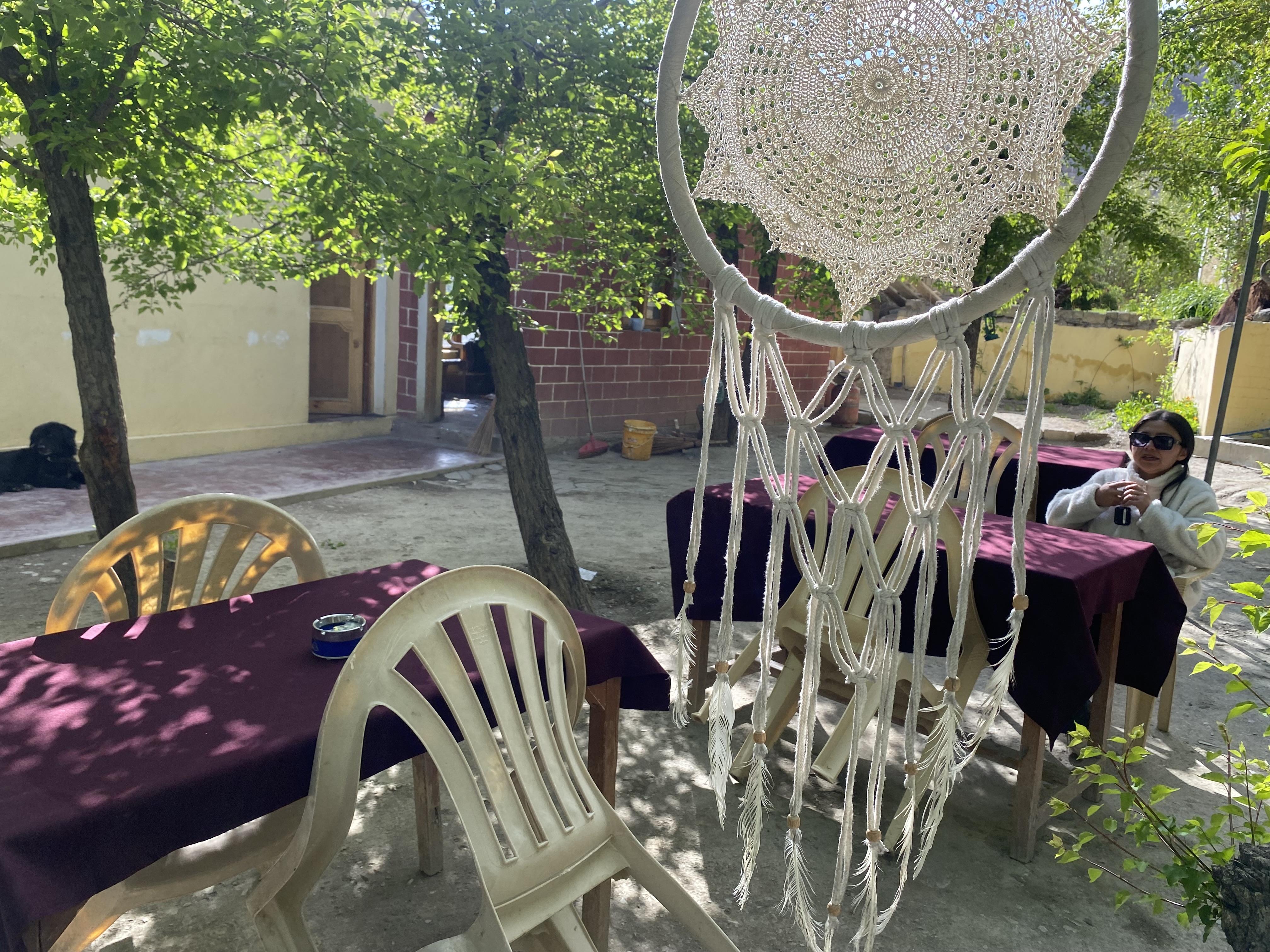 Dragon hotel and guest house 𝗕𝗢𝗢𝗞 Khalsi Homestay