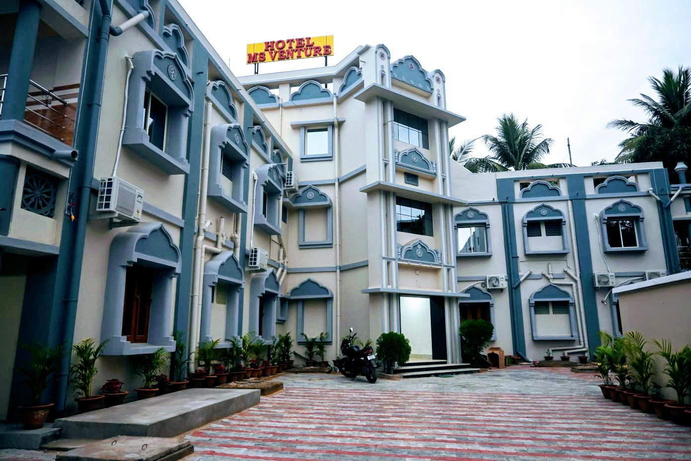 Hotel Ms Venture 𝗕𝗢𝗢𝗞 Bhubaneshwar Hotel