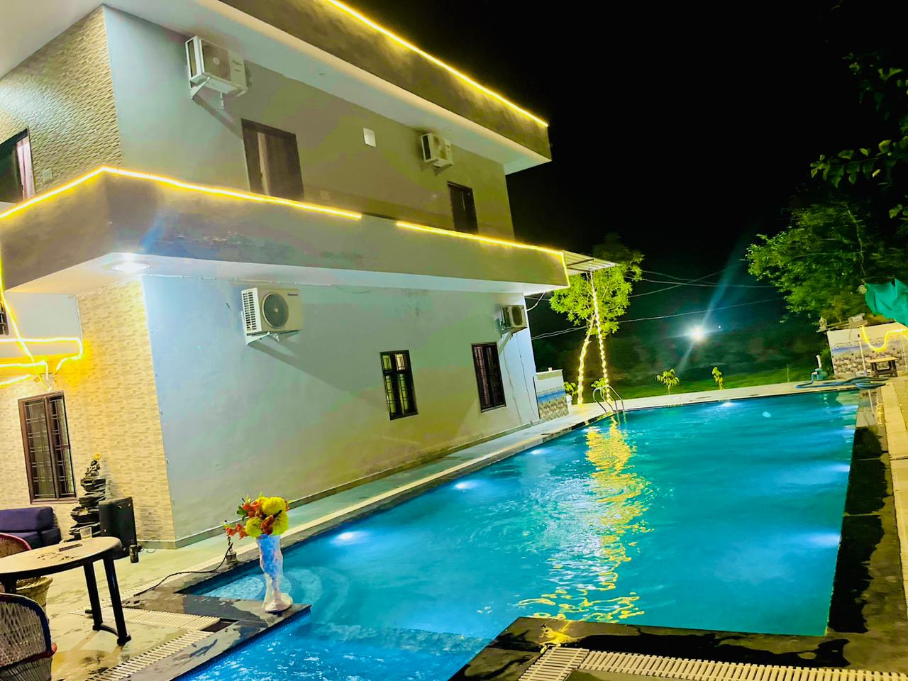 Arista farms and resort 𝗕𝗢𝗢𝗞 Manesar Farm House