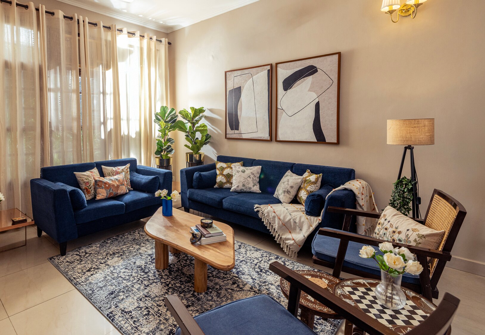 The Lotus Loft | Balcony | Spacious | Complementary Breakfast 𝗕𝗢𝗢𝗞 ...