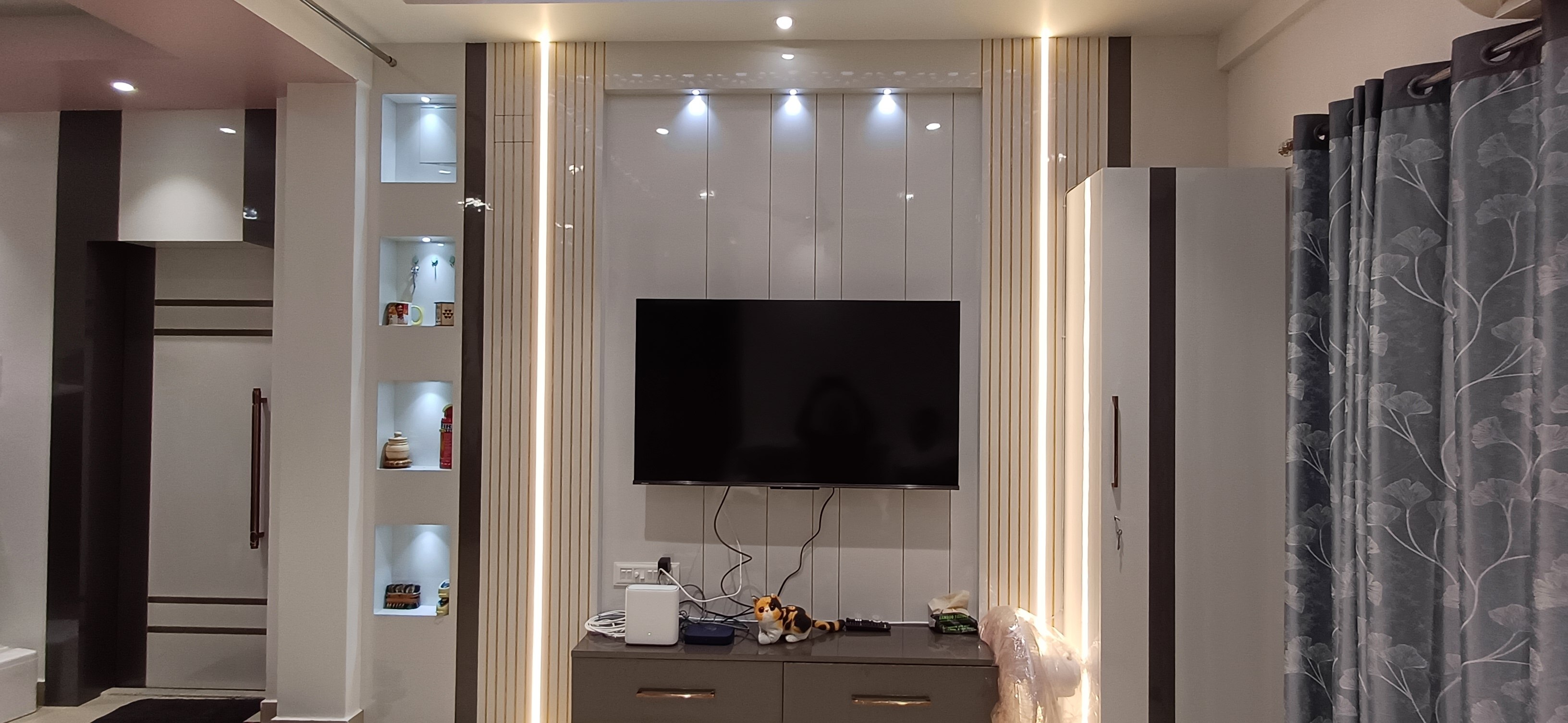 HOME AWAY FROM HOME, DIGHA 𝗕𝗢𝗢𝗞 Digha Apartment