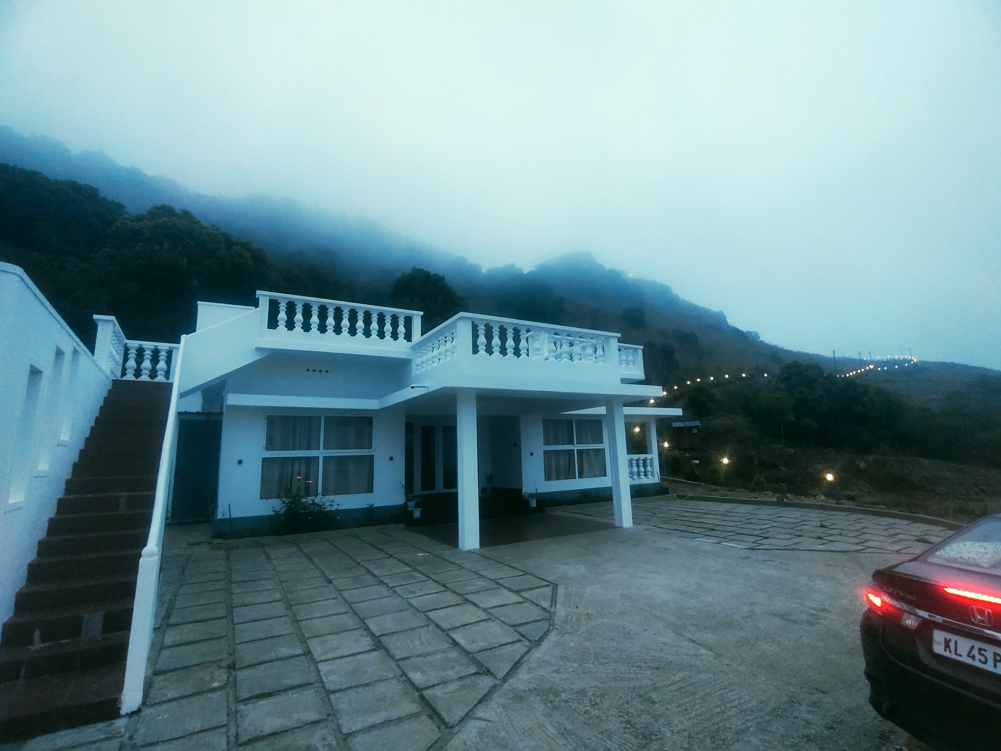 Adithya resorts vagamon 𝗕𝗢𝗢𝗞 Vagamon Homestay