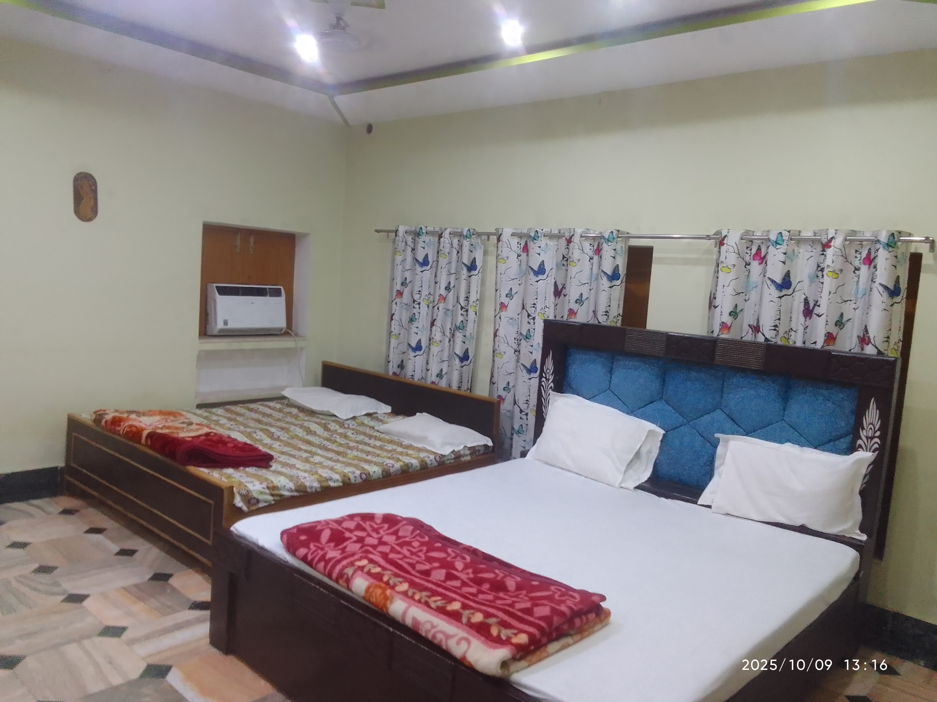 Maa Annapurna grand guests house. 𝗕𝗢𝗢𝗞 Varanasi Homestay