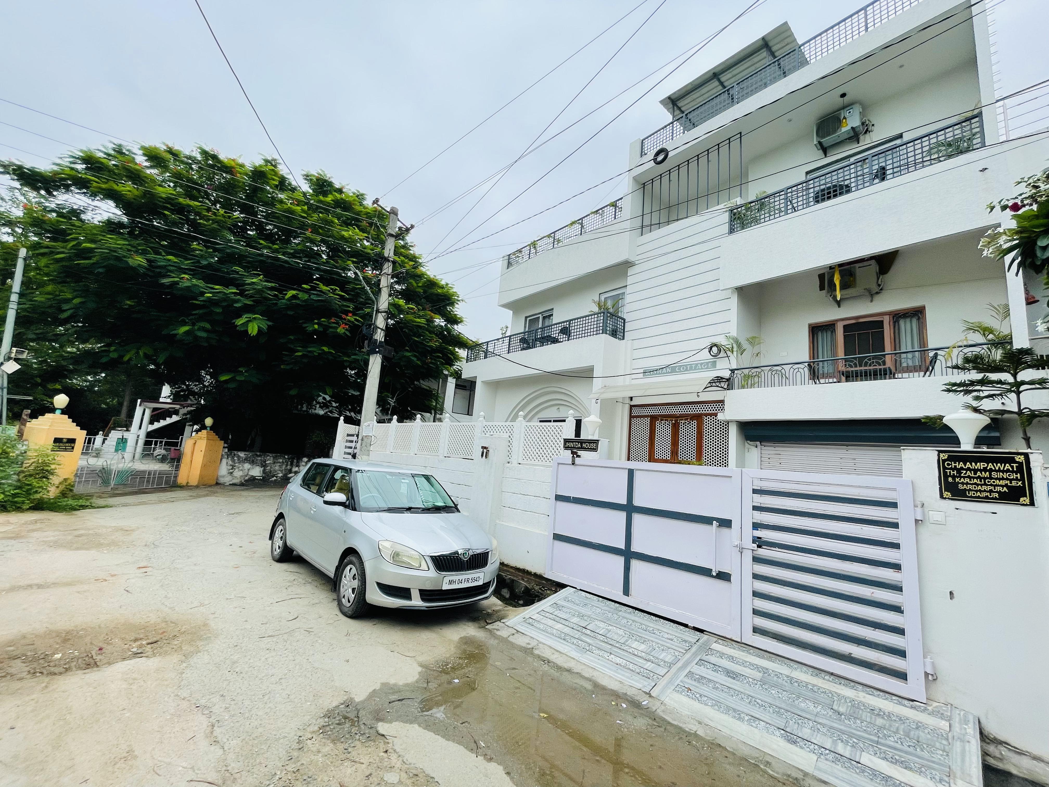 Krishna Kottage 𝗕𝗢𝗢𝗞 Udaipur Hotel