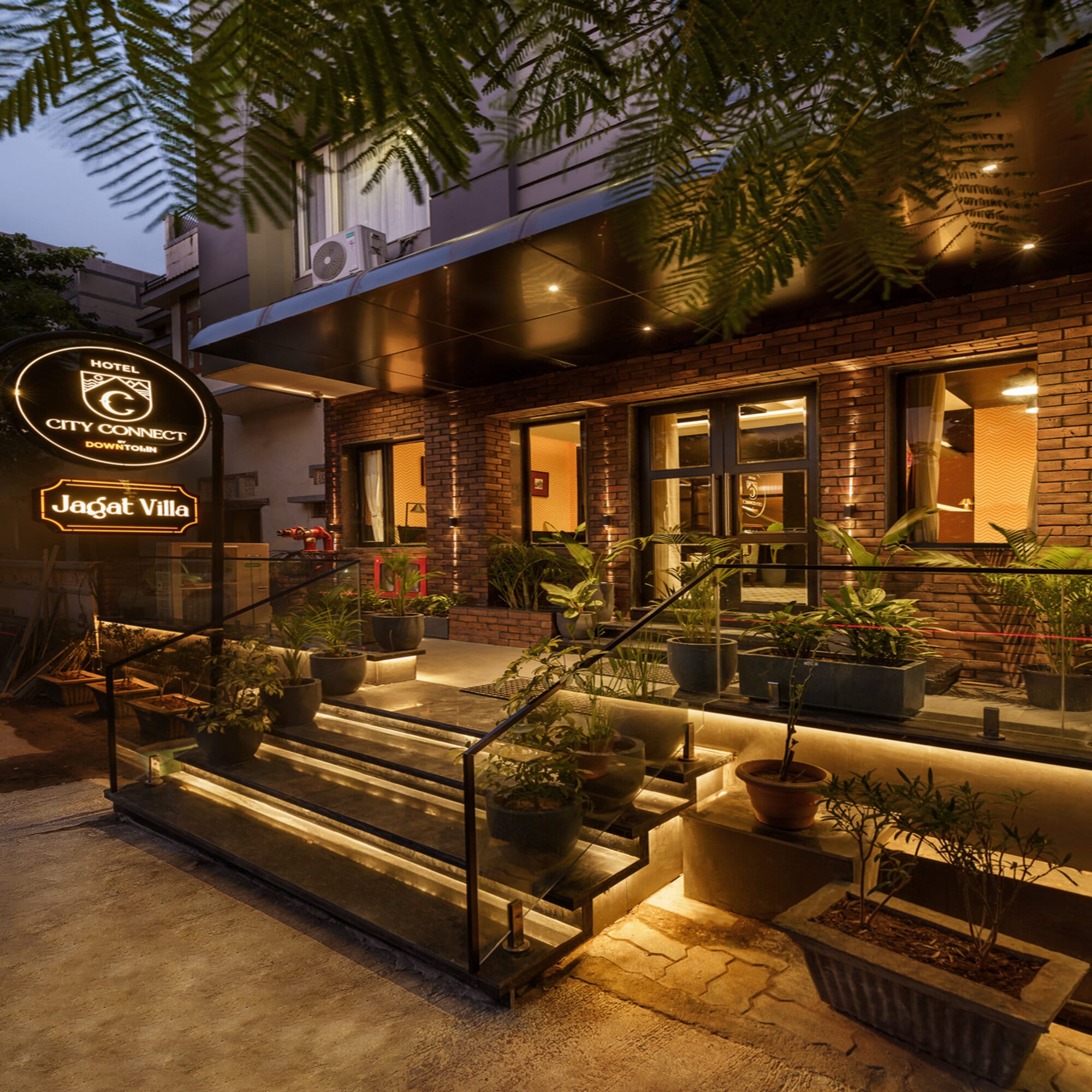 City Connect by Downtown 𝗕𝗢𝗢𝗞 Udaipur Hotel