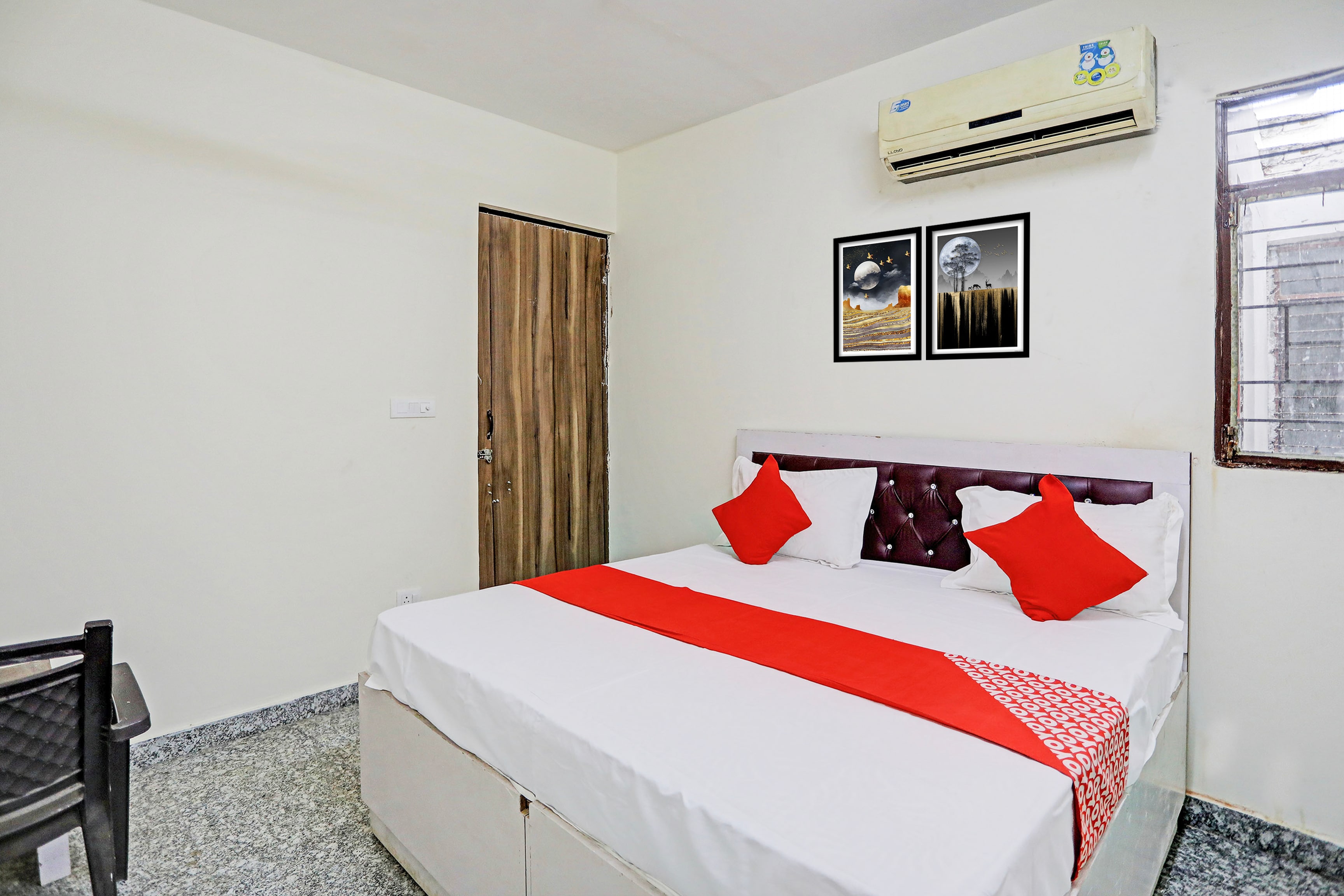 OYO 816294 Golden Crest Inn 𝗕𝗢𝗢𝗞 Noida Hotel