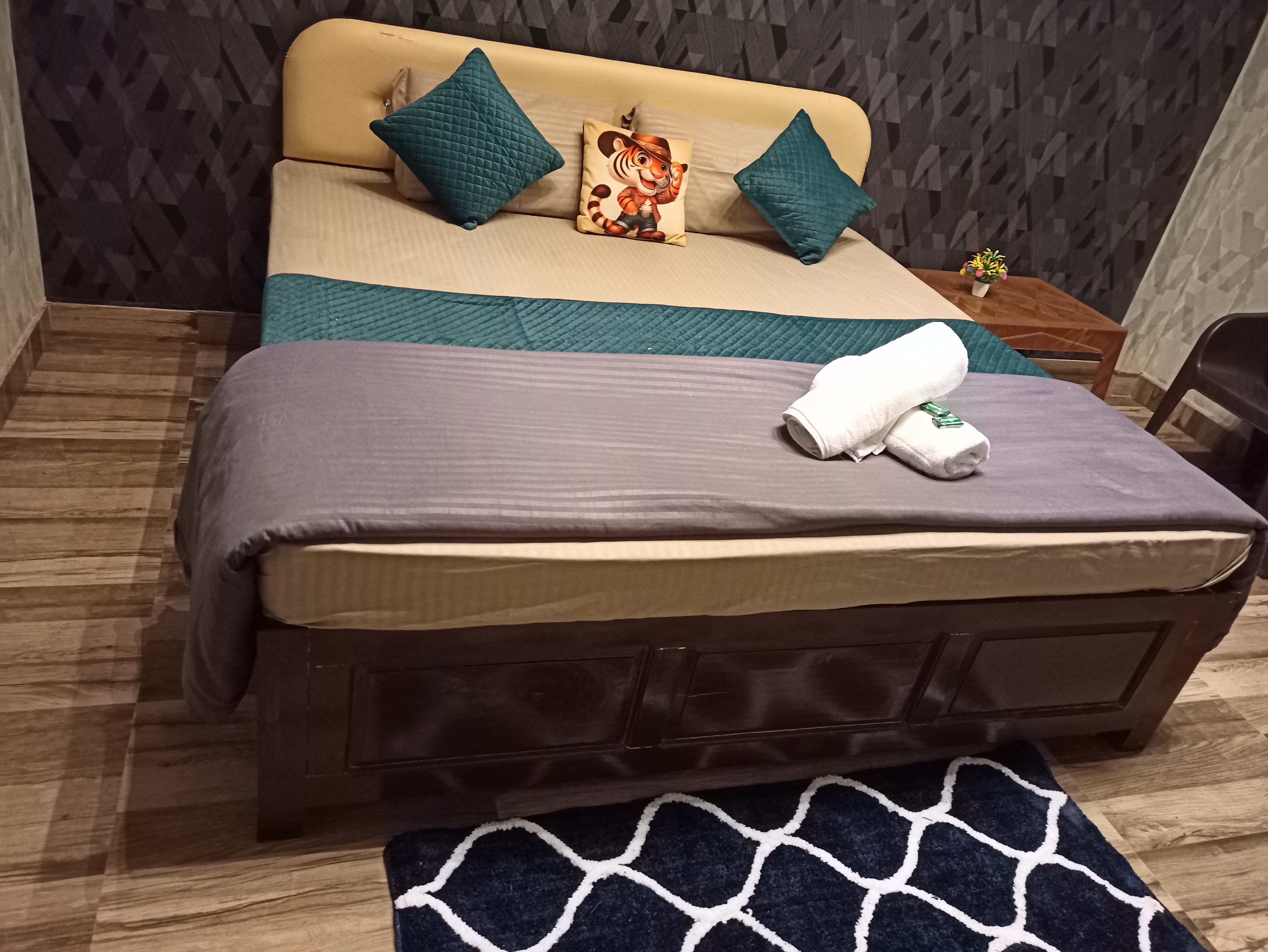 Rooms of Vinayak BnB | 500 mts from Ram Temple - Homestay in Ayodhya