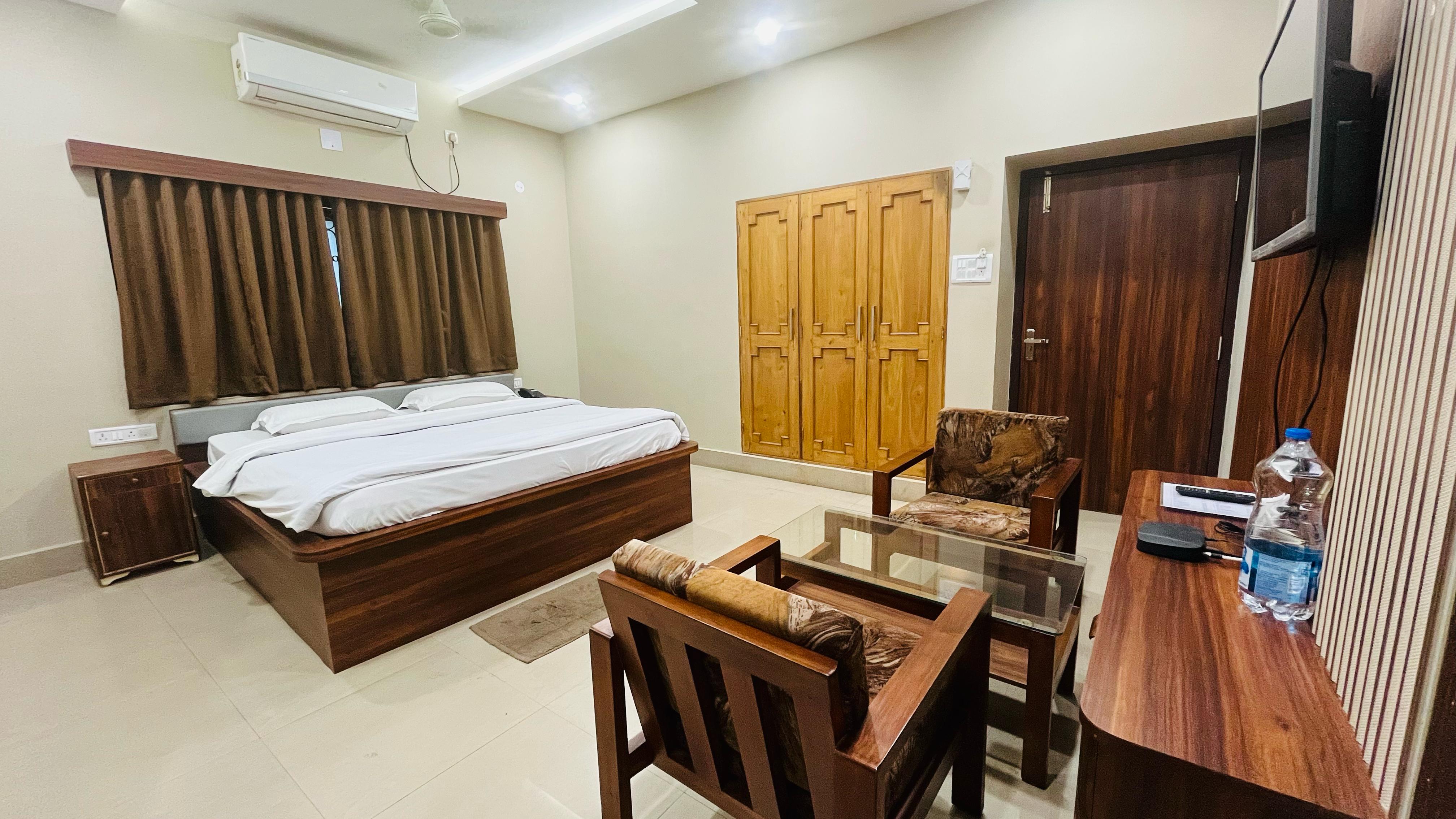 Prabhukrupa Residency, Bhubaneswar - 2 Mins Walk From Railway Station 𝗕𝗢𝗢𝗞 Bhubaneshwar Apartment