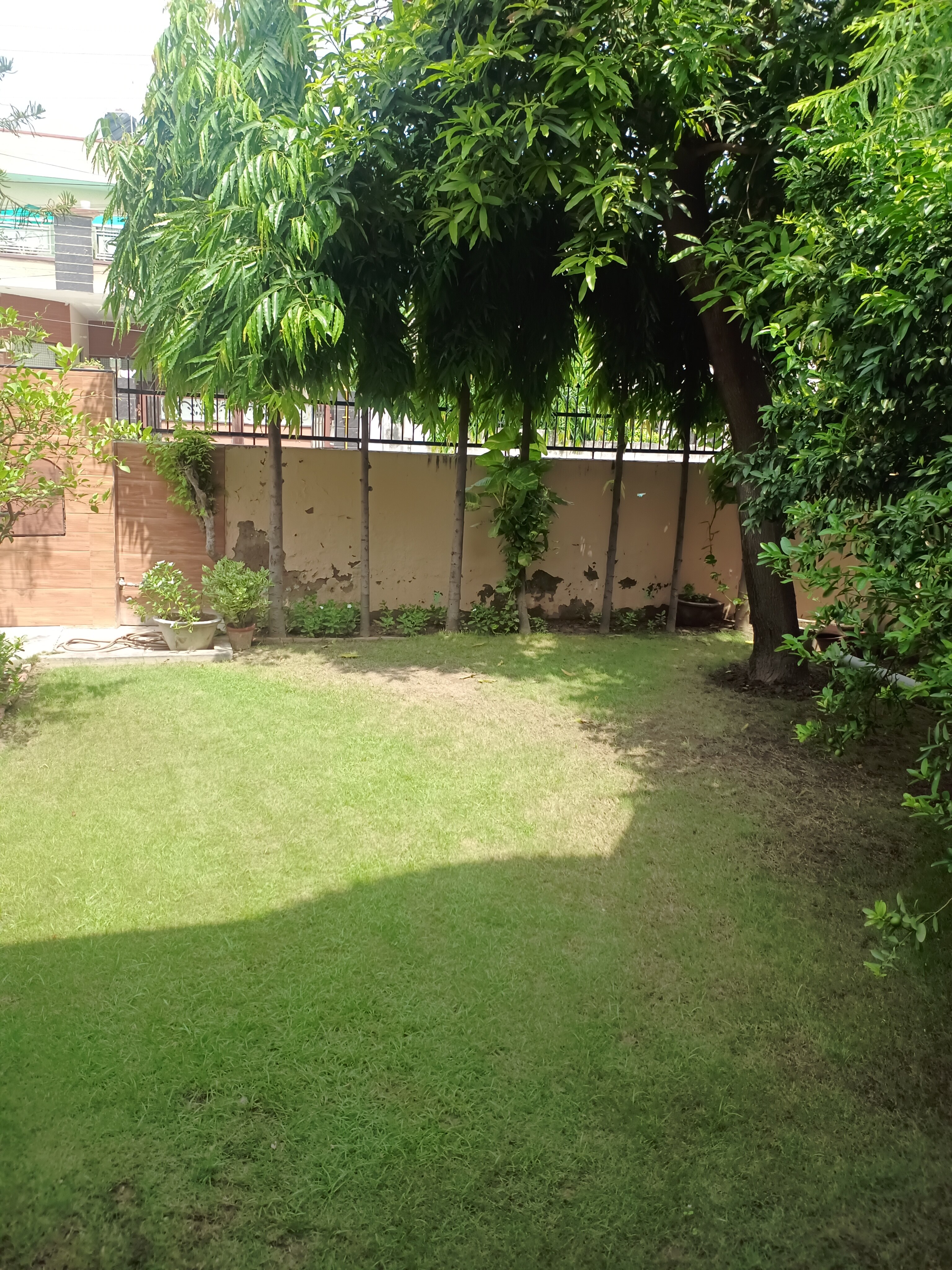 Amenities of Tej bagh Colony Patiala