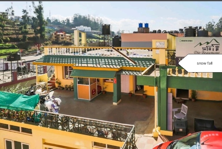 SNOWFALL COTTAGE WESTBURY 𝗕𝗢𝗢𝗞 Ooty Cottage