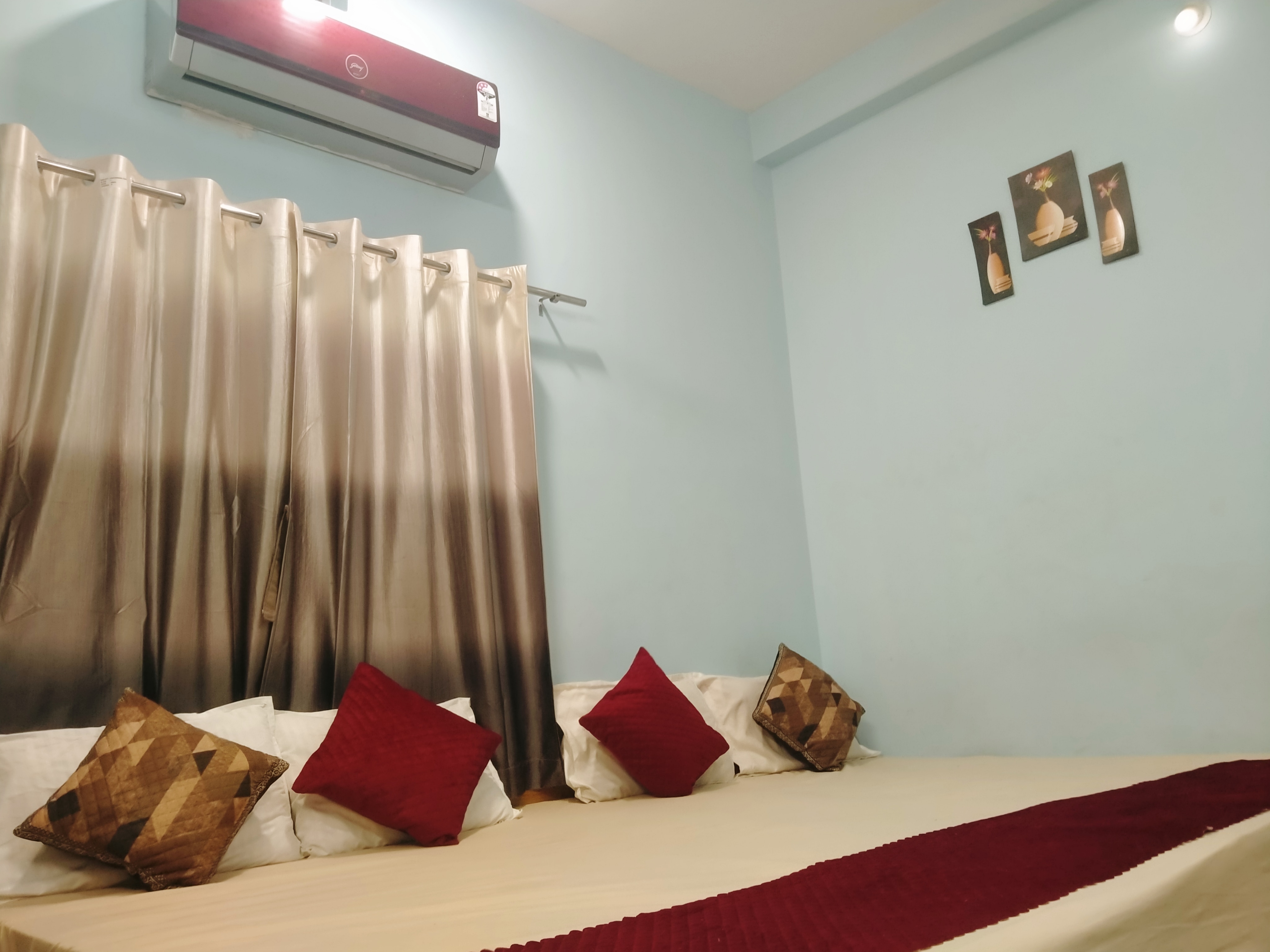 Shree ram guest house 𝗕𝗢𝗢𝗞 Ujjain Guest House