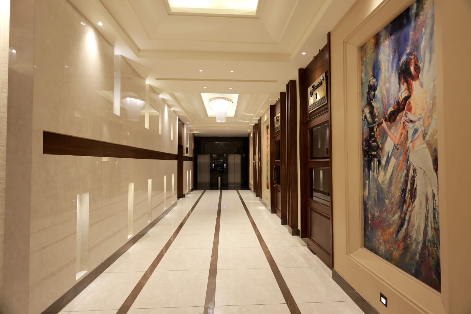 Hotel Spangle Stone 𝗕𝗢𝗢𝗞 Dhuri Hotel