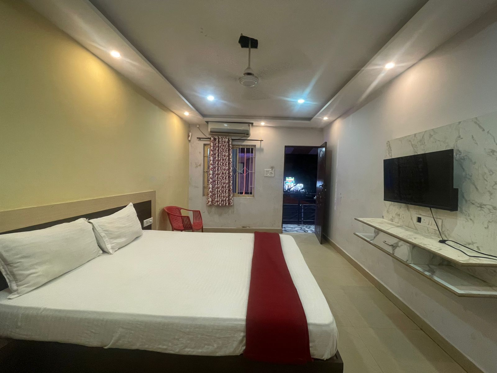Nirvana Rooms 𝗕𝗢𝗢𝗞 Goa Apartment