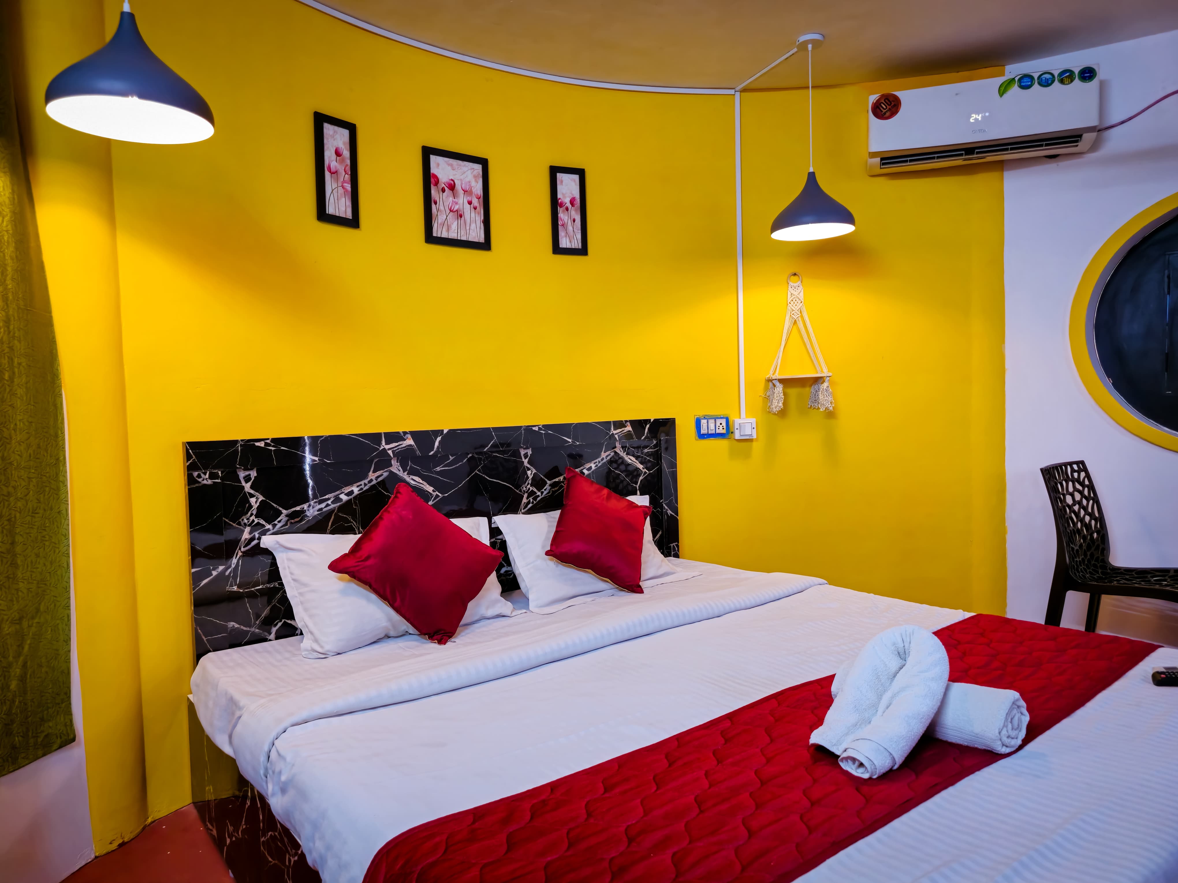 Auro Breeze - Auroville 𝗕𝗢𝗢𝗞 Auroville Homestay