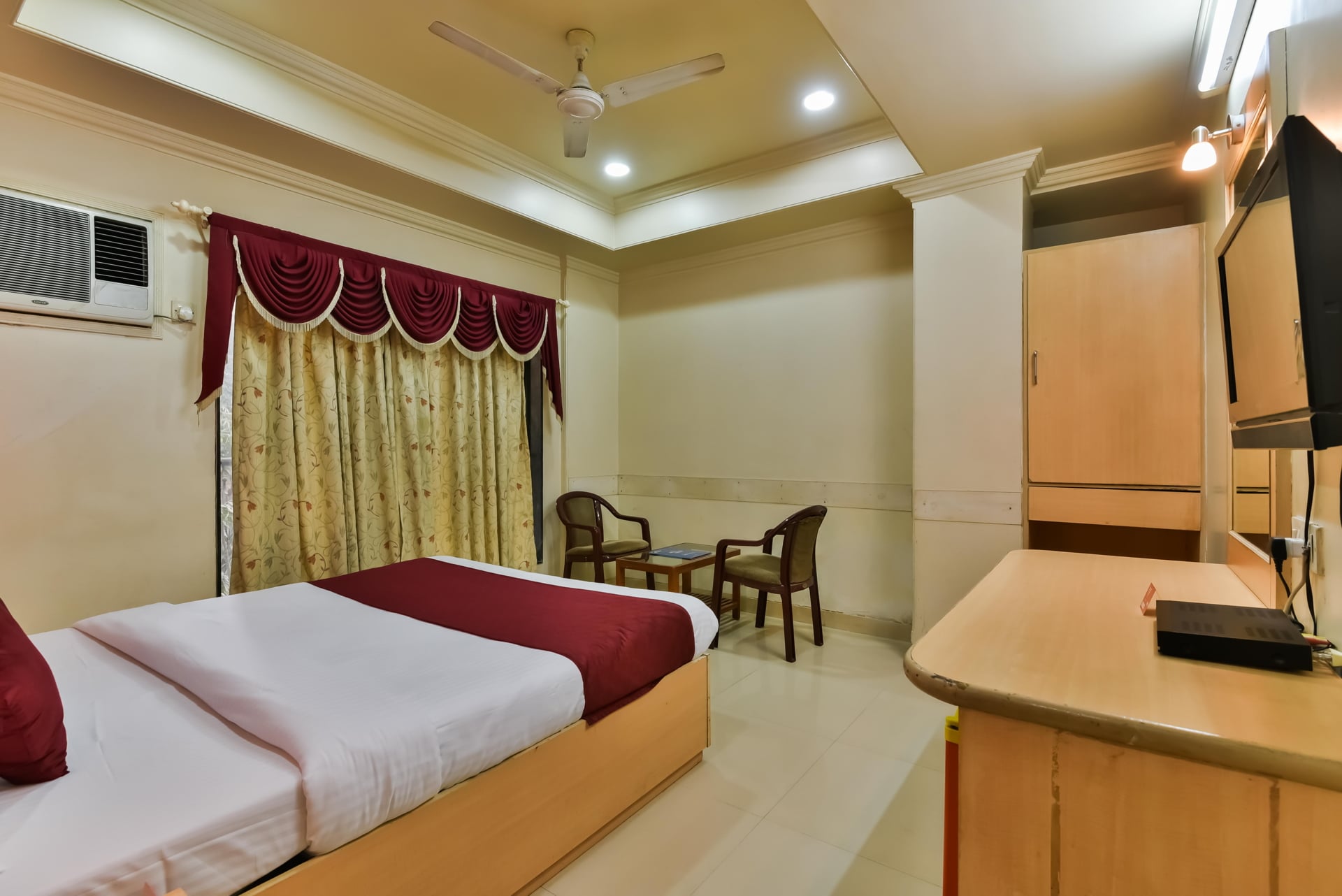 Address of Super Collection O Hotel Cruz Royale - Hotel in Mumbai