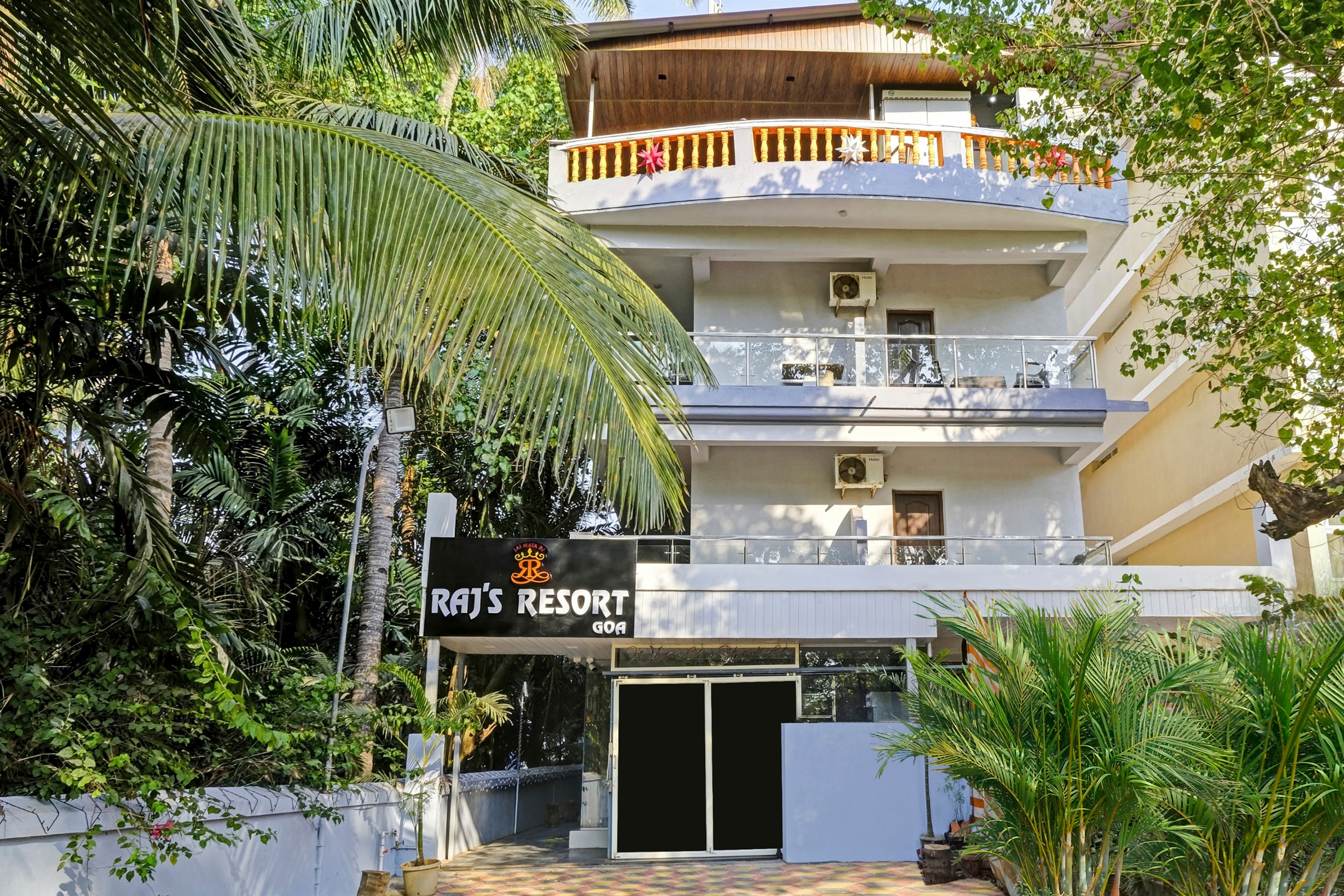 Itsy Hotels Raj Resort, Calangute 𝗕𝗢𝗢𝗞 Goa Hotel