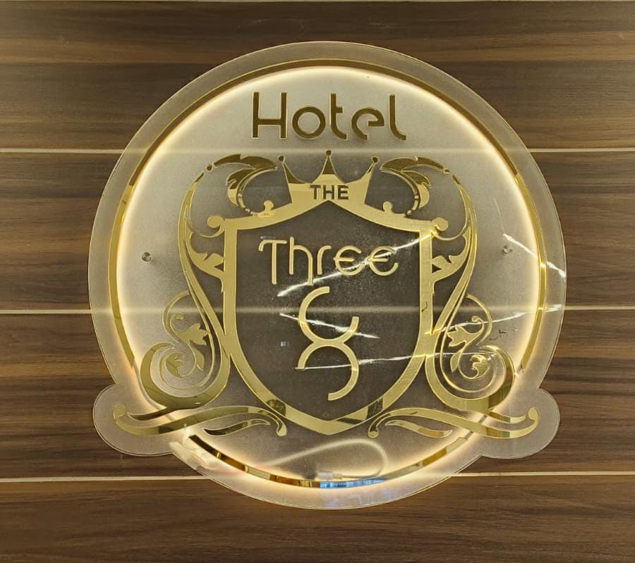Hotel The 38 (Three Eight) 𝗕𝗢𝗢𝗞 Somnath Hotel