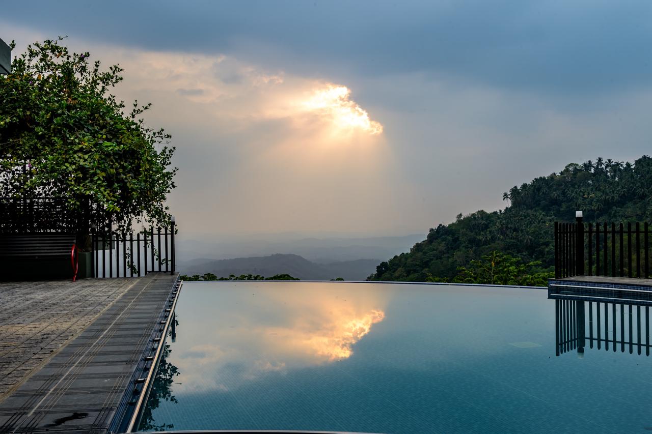 KHANZ REGENCY RESORT, Calicut (Kozhikode) Start From AED 121 per night ...
