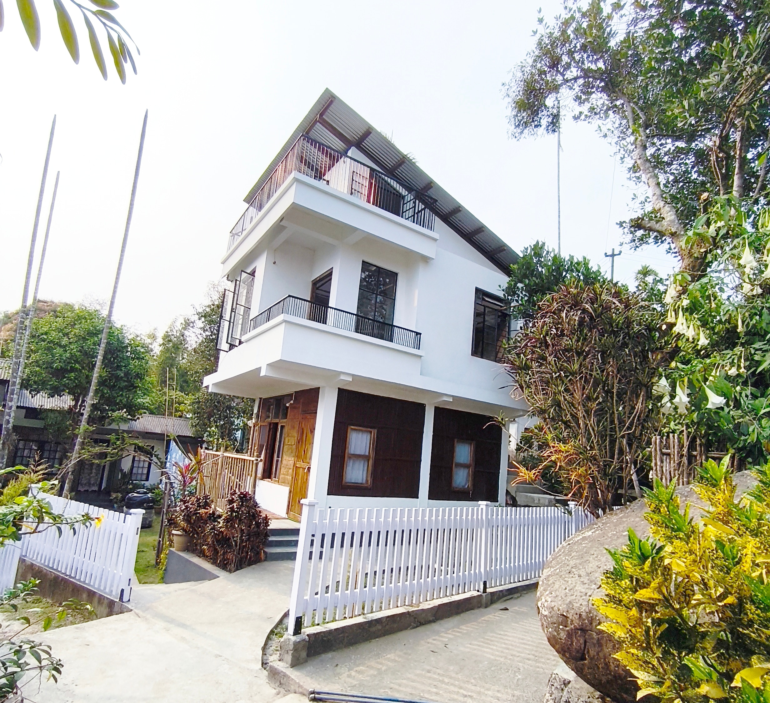 Amenities of West Corner Homestay, Mawlynnong