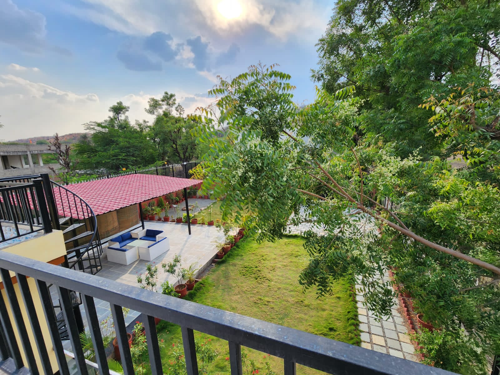 Mehaan Farm house 𝗕𝗢𝗢𝗞 Udaipur Homestay