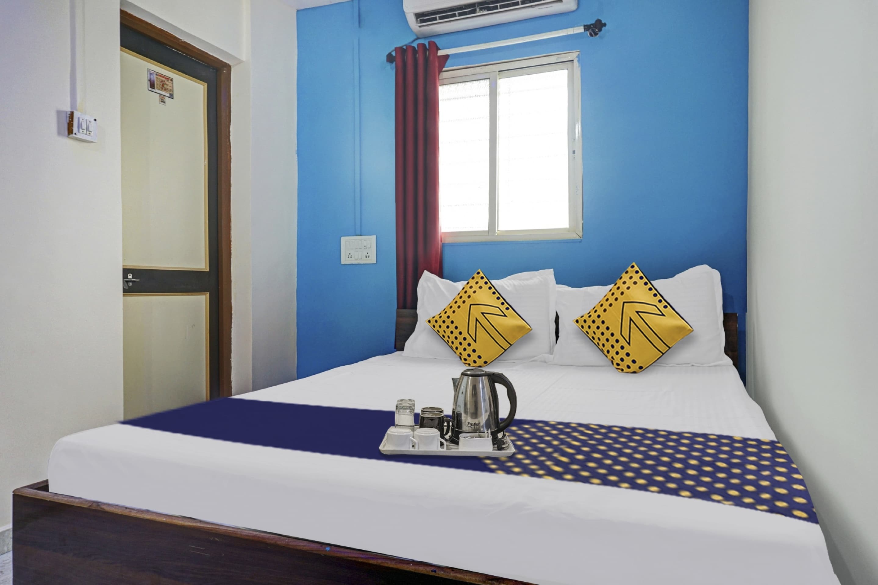 Hotel O Manav Shree Lodge 𝗕𝗢𝗢𝗞 Pune Hotel