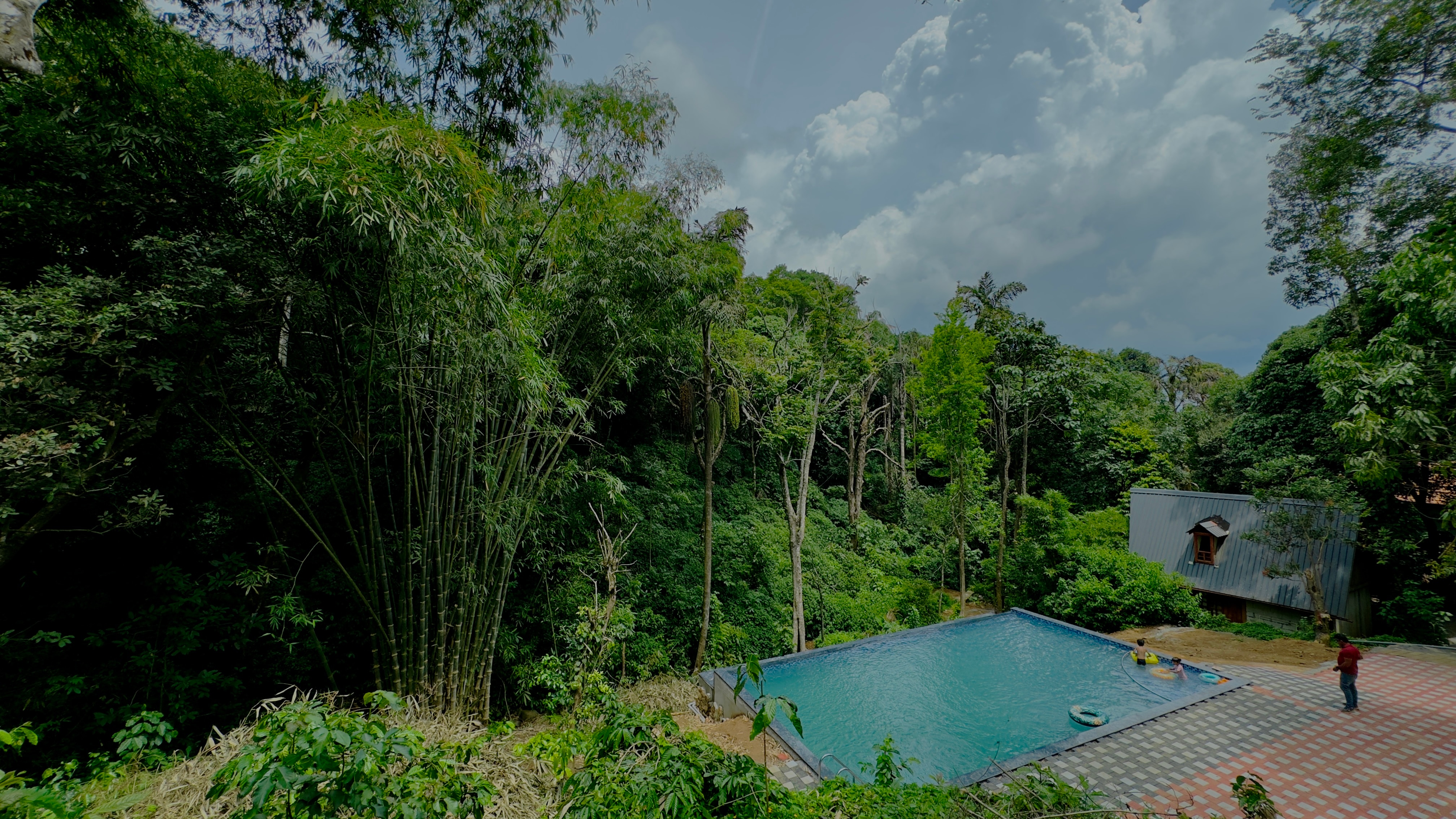 Forest Valley | Rooms & Caretaker 𝗕𝗢𝗢𝗞 Coorg Homestay