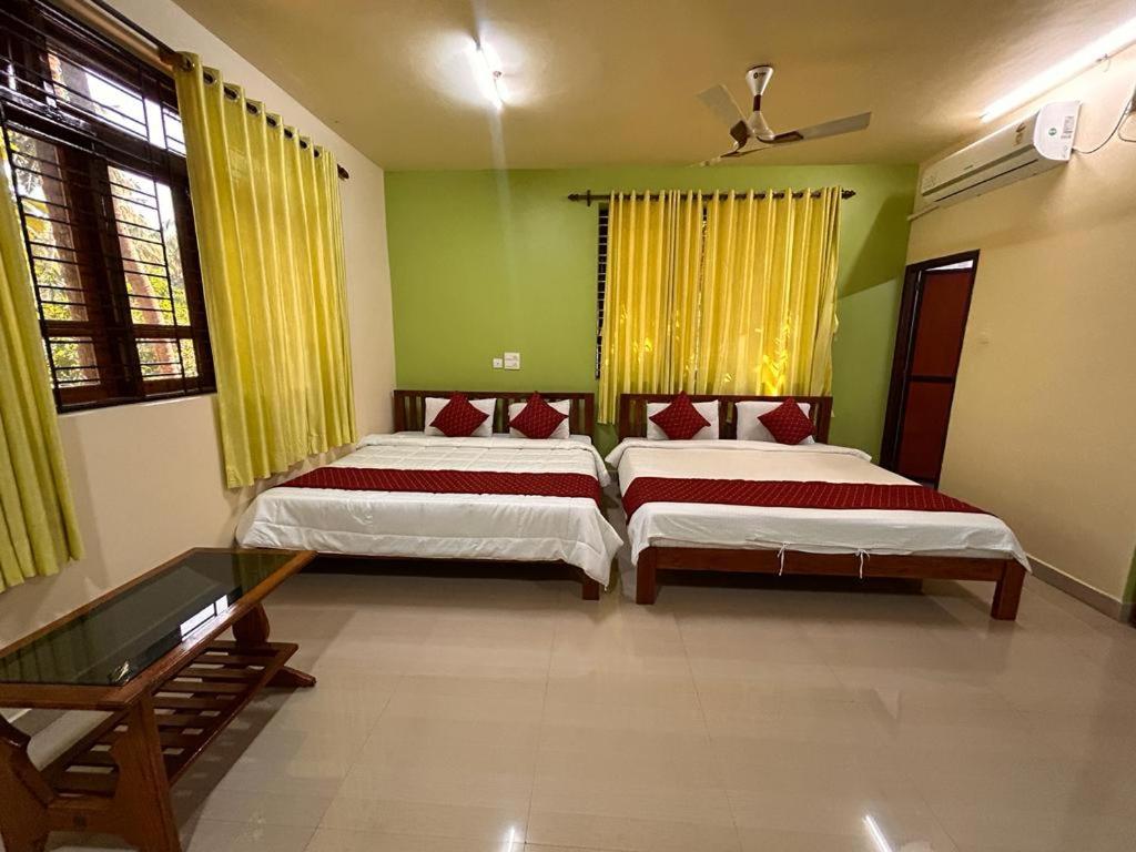 Rooms of SAHAY VILLA RESORT - Goa Hotel on Goibibo