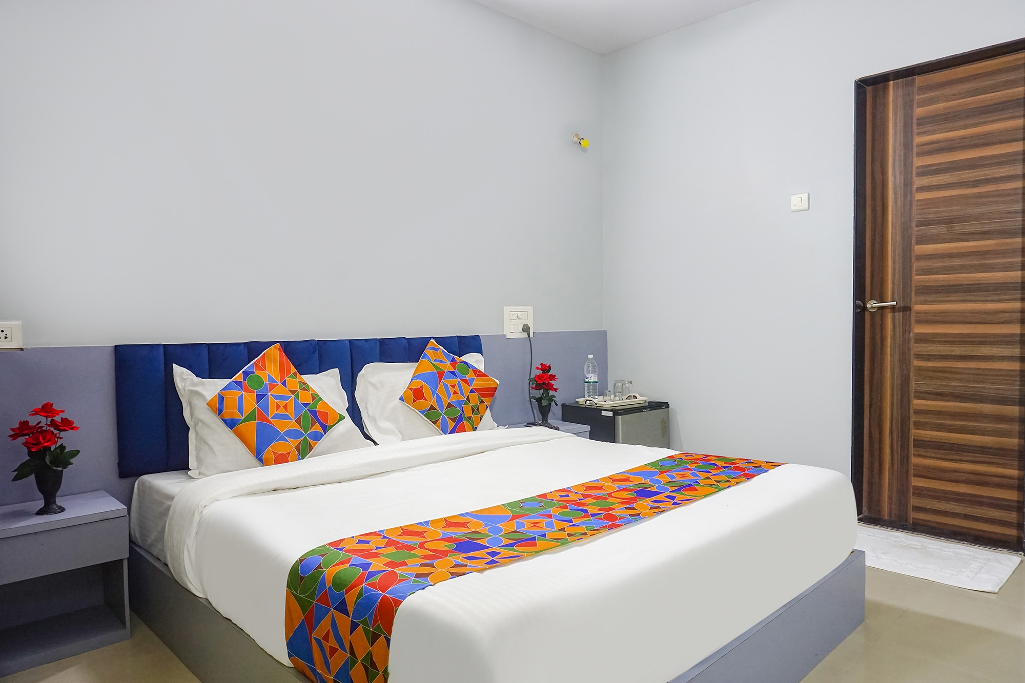 Fabhotel Baner executive - Nr MCF Camp Pune - Reviews, Photos & Offer