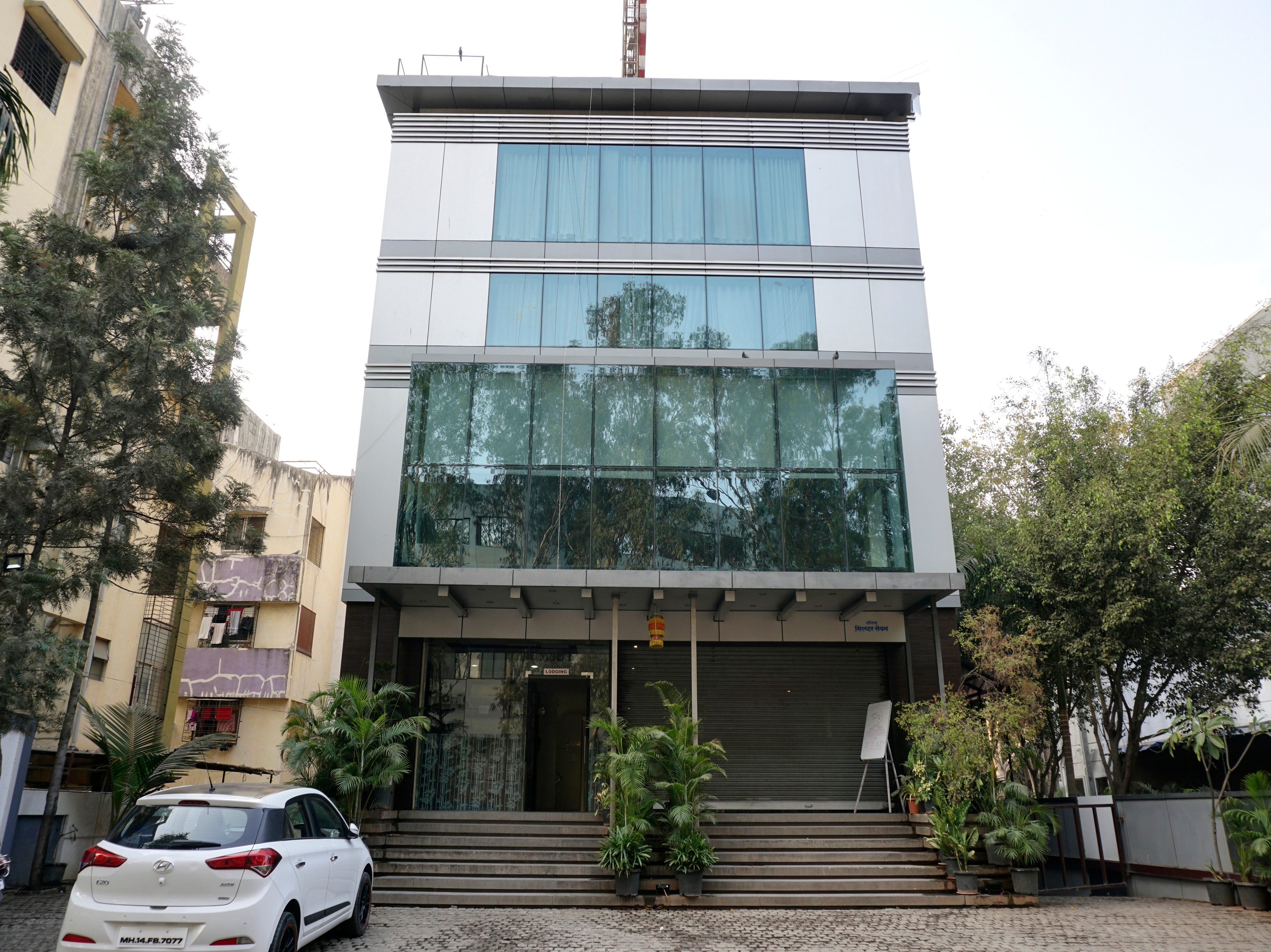 Hotel Silver Seven 𝗕𝗢𝗢𝗞 Pune Hotel