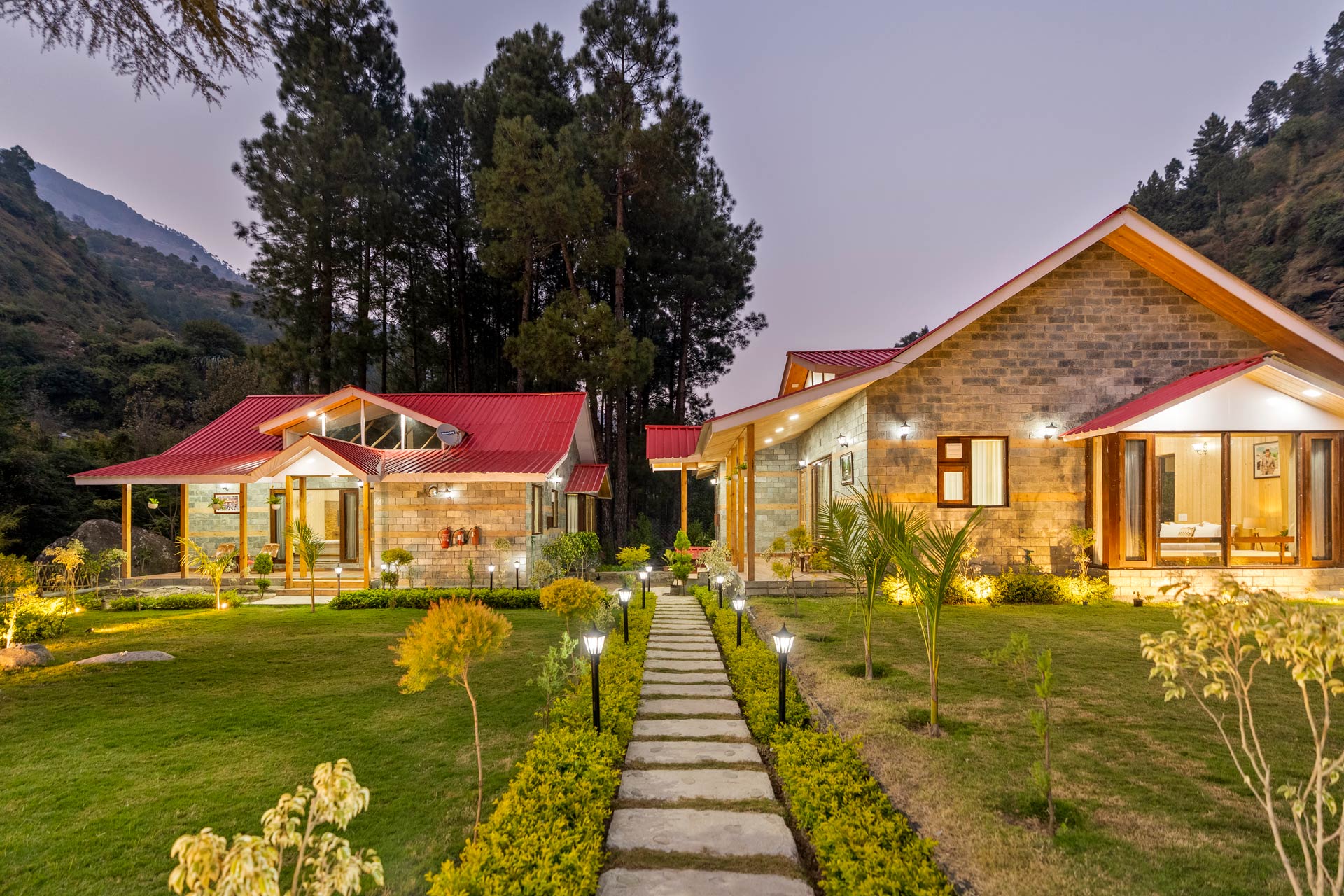 Heavenly Hillside Cottages 𝗕𝗢𝗢𝗞 Kullu Cottage