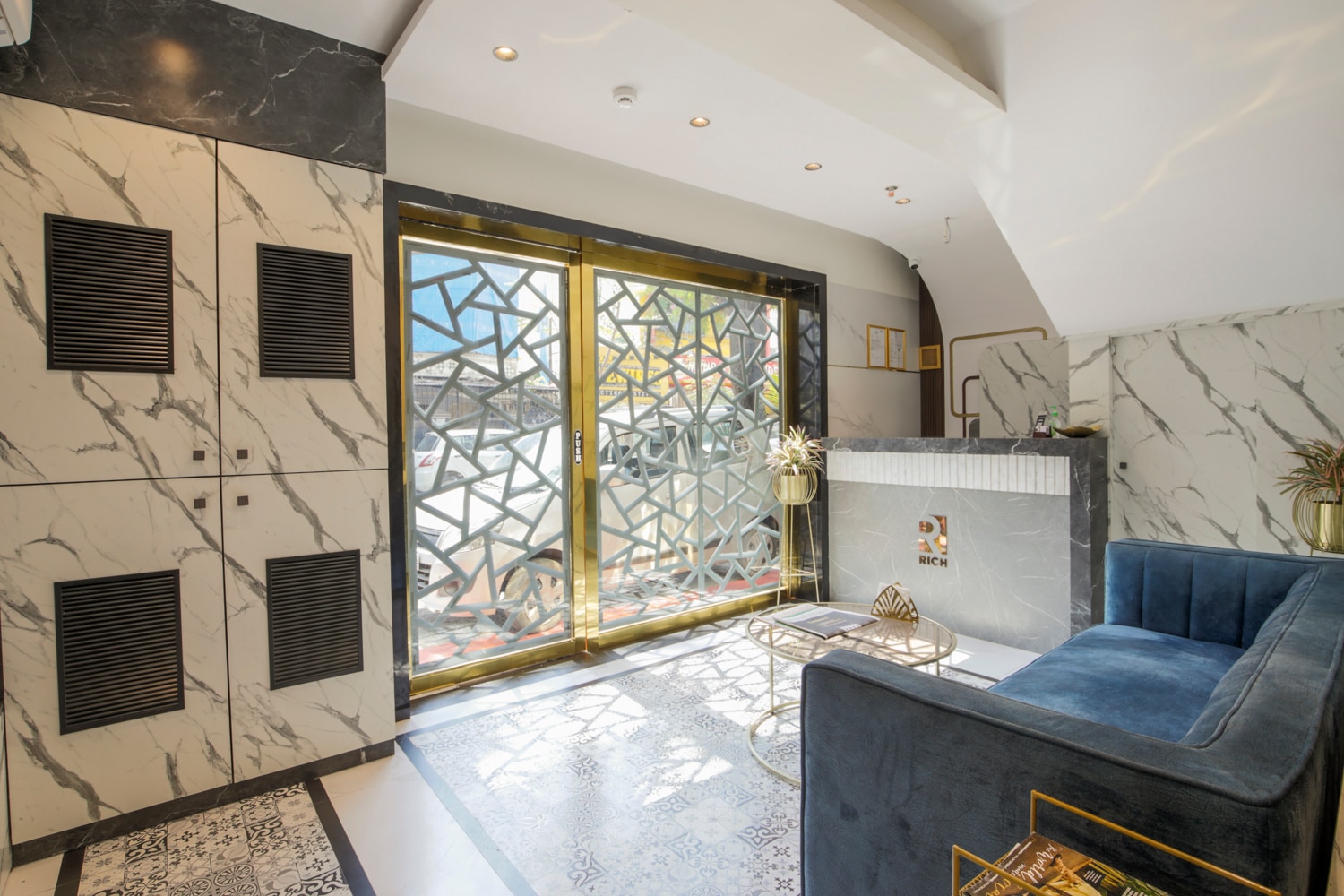 RICH HOTEL 𝗕𝗢𝗢𝗞 Mumbai Hotel