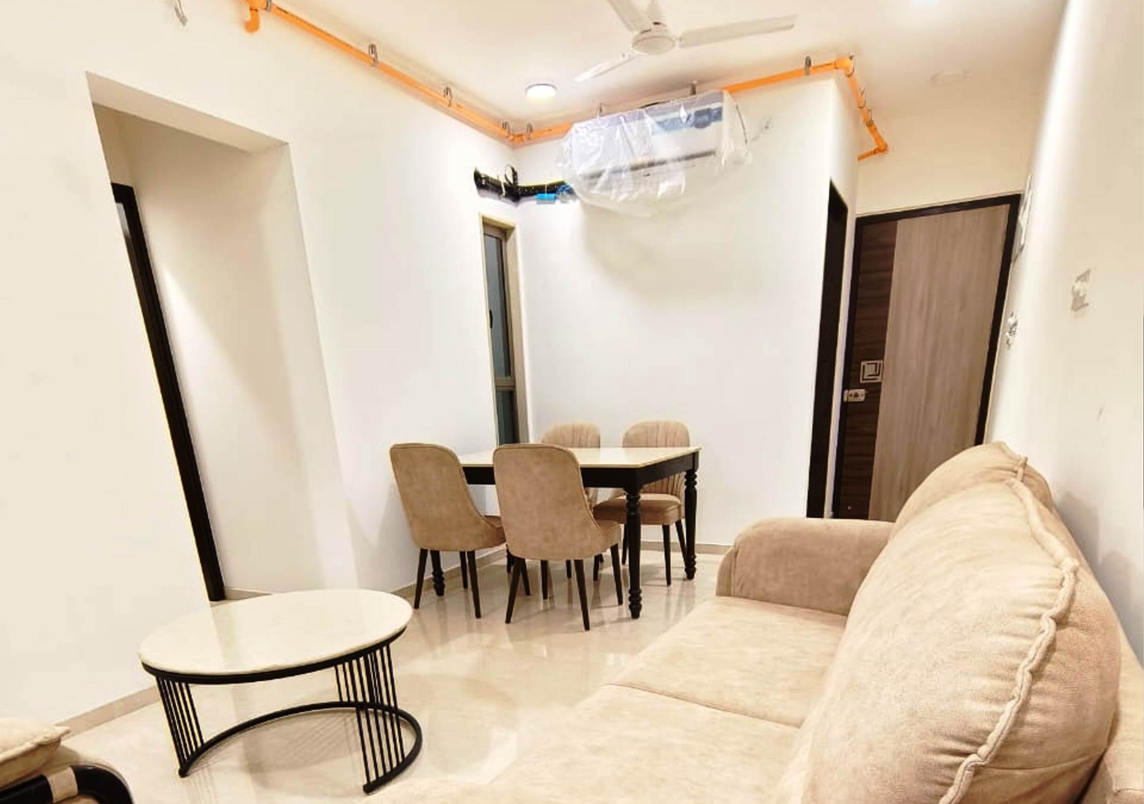 Zenith Shared Apartments in 2BHK Worli 𝗕𝗢𝗢𝗞 Mumbai Apartment