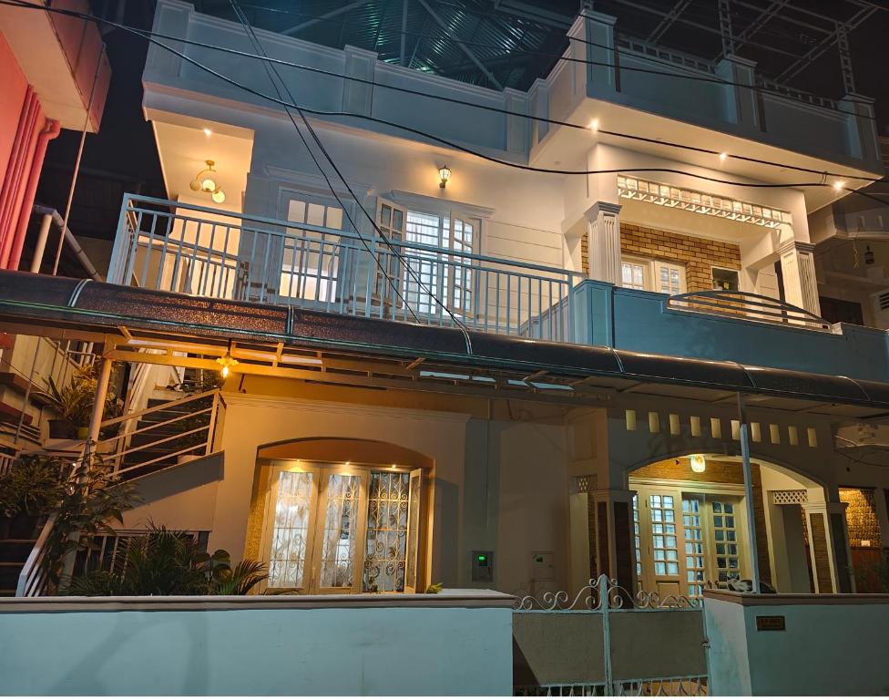 JOHNs' Paradise Homestay Cochin - Reviews, Photos & Offer