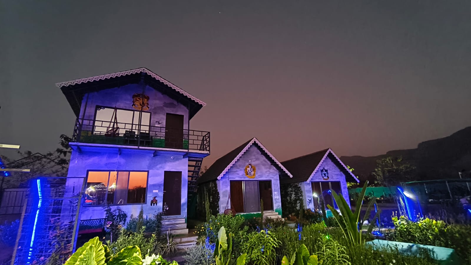 the nature house 𝗕𝗢𝗢𝗞 Murbad Homestay