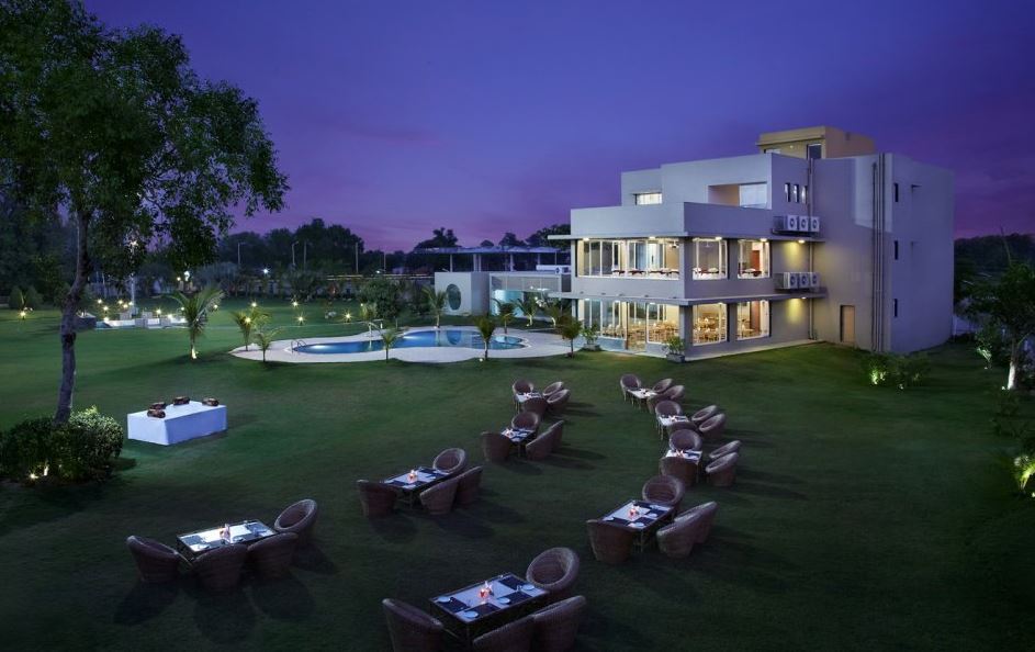 SP Resort and Spa 𝗕𝗢𝗢𝗞 Gandhinagar Hotel