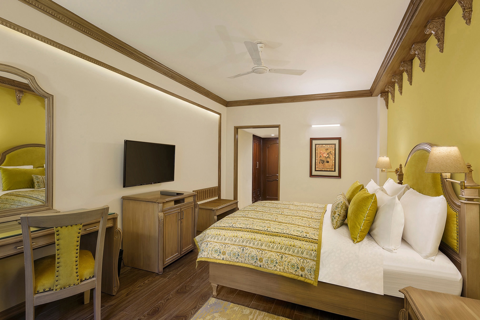 Ramada By Wyndham Mussoorie Mall Road 𝗕𝗢𝗢𝗞 Mussoorie Hotel