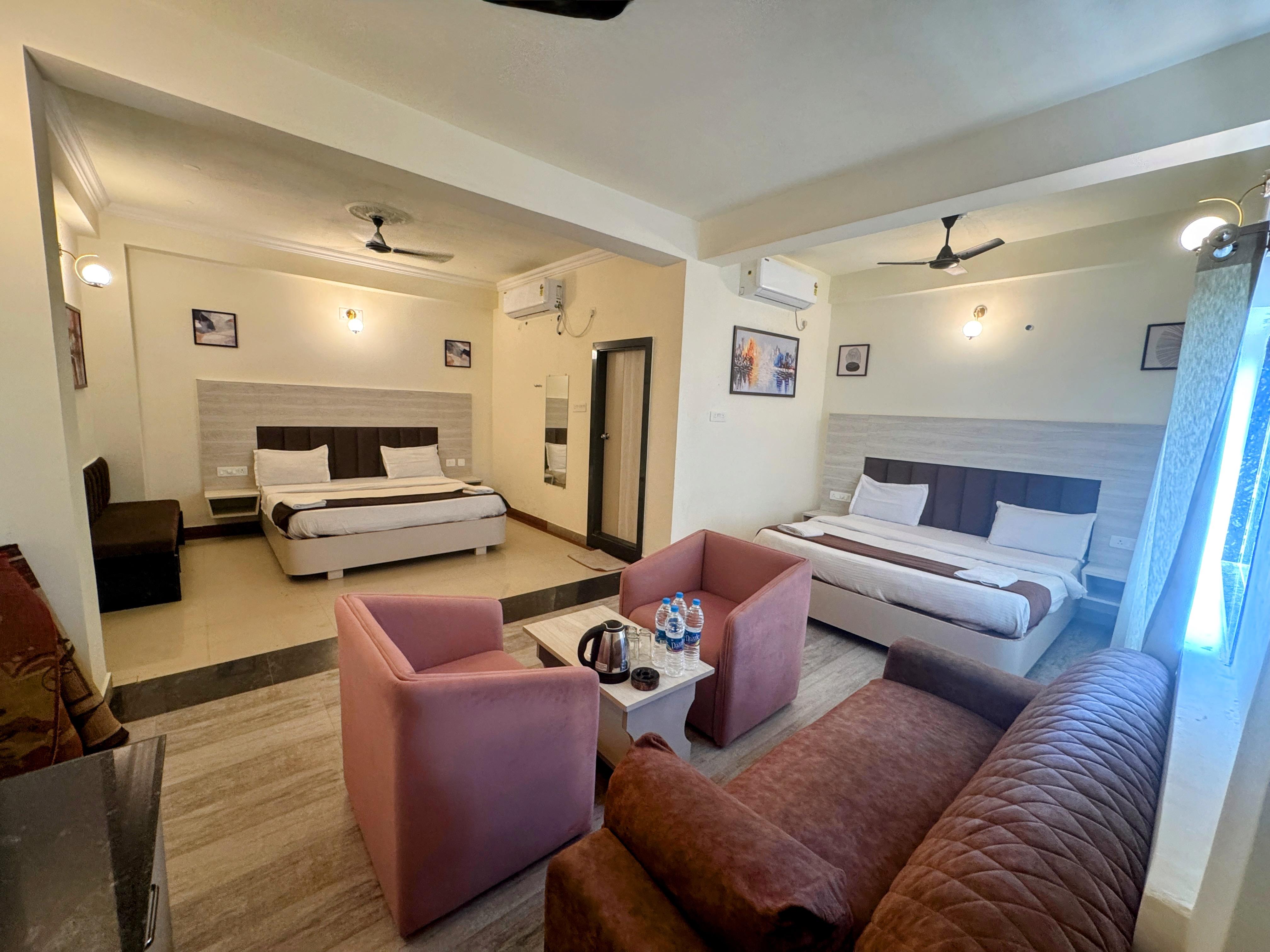 Hotel Shubham Beach 𝗕𝗢𝗢𝗞 Puri Hotel