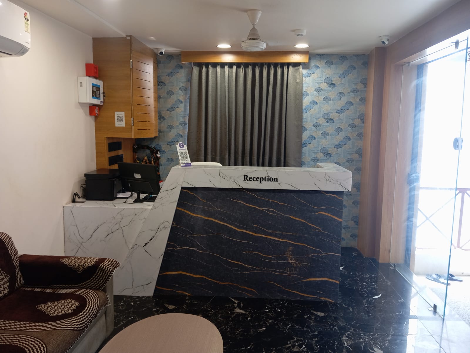 Hotel RK Rooms 𝗕𝗢𝗢𝗞 Ahmedabad Hotel